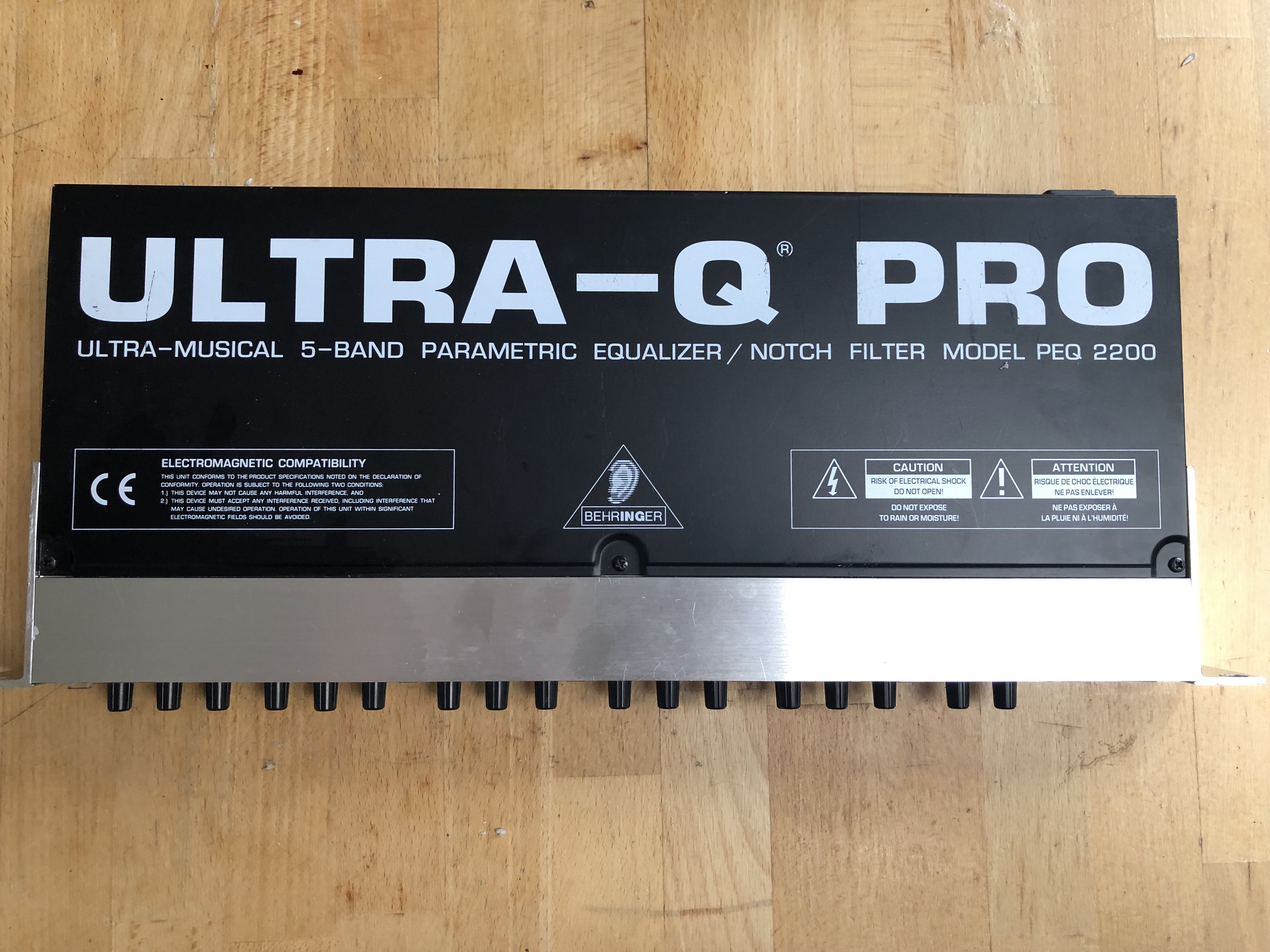 Ultra-Q Pro PEQ2200 - Behringer Ultra-Q Pro PEQ2200 - Audiofanzine