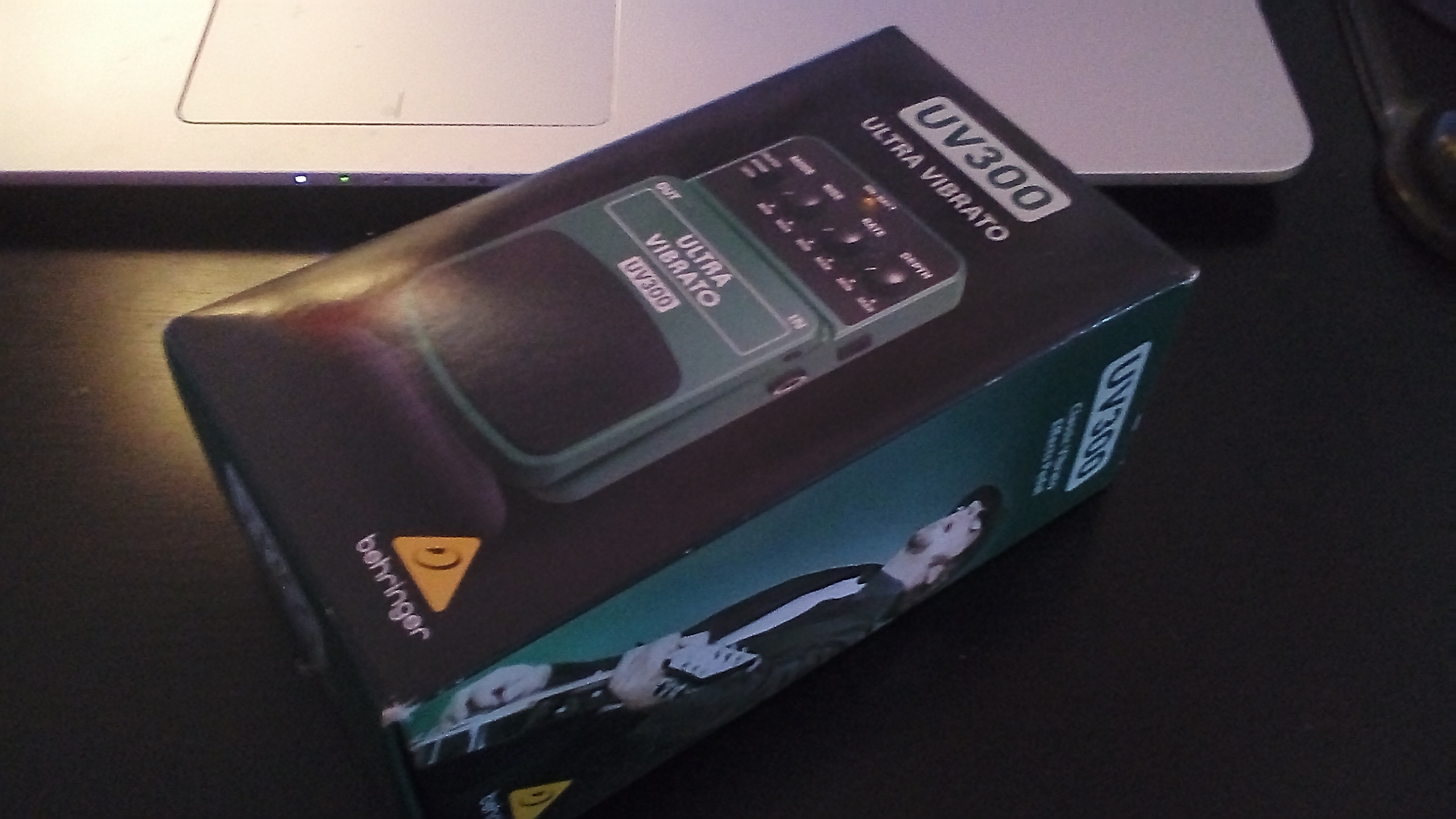 ULTRA VIBRATO UV300 - Behringer Ultra Vibrato UV300 - Audiofanzine