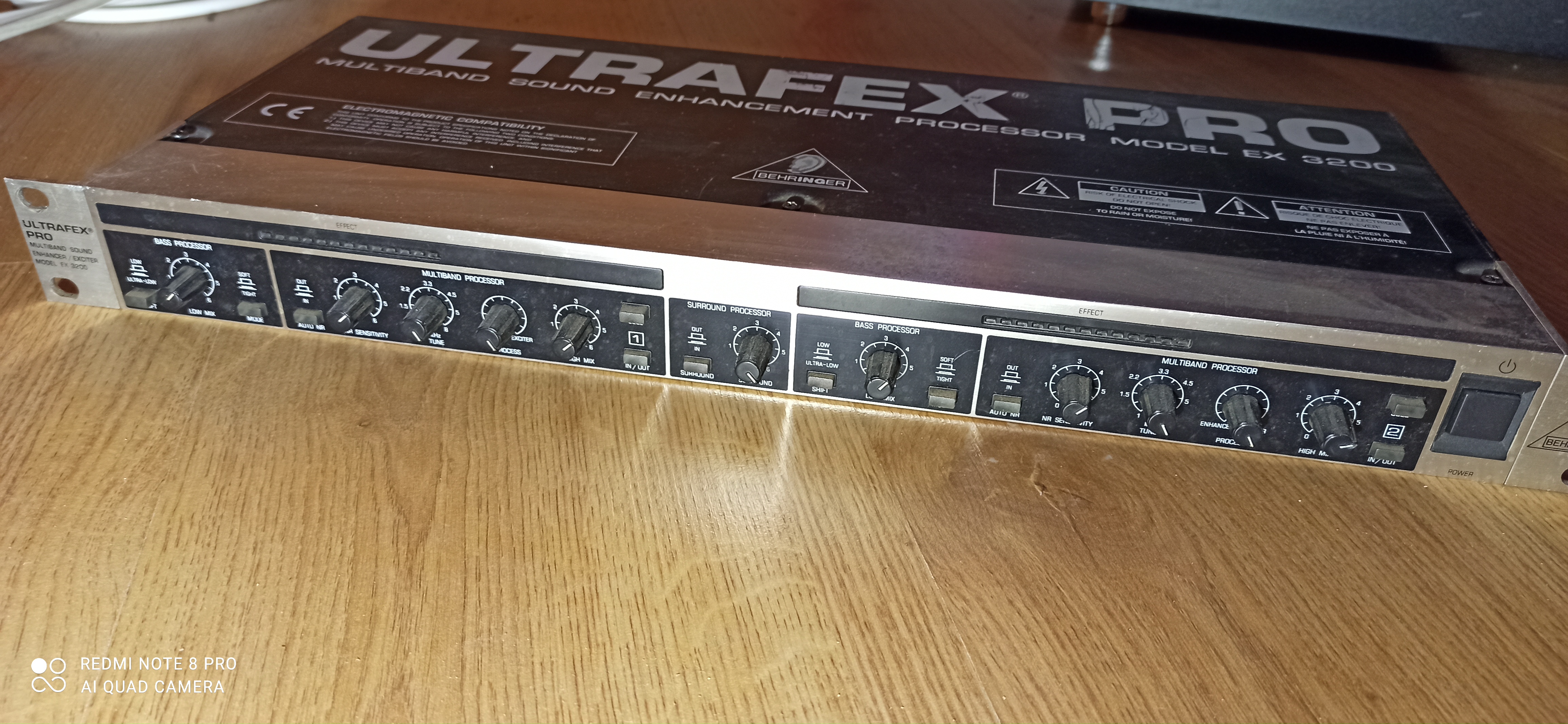 UltraFex Pro EX3200 - Behringer UltraFex Pro EX3200 - Audiofanzine