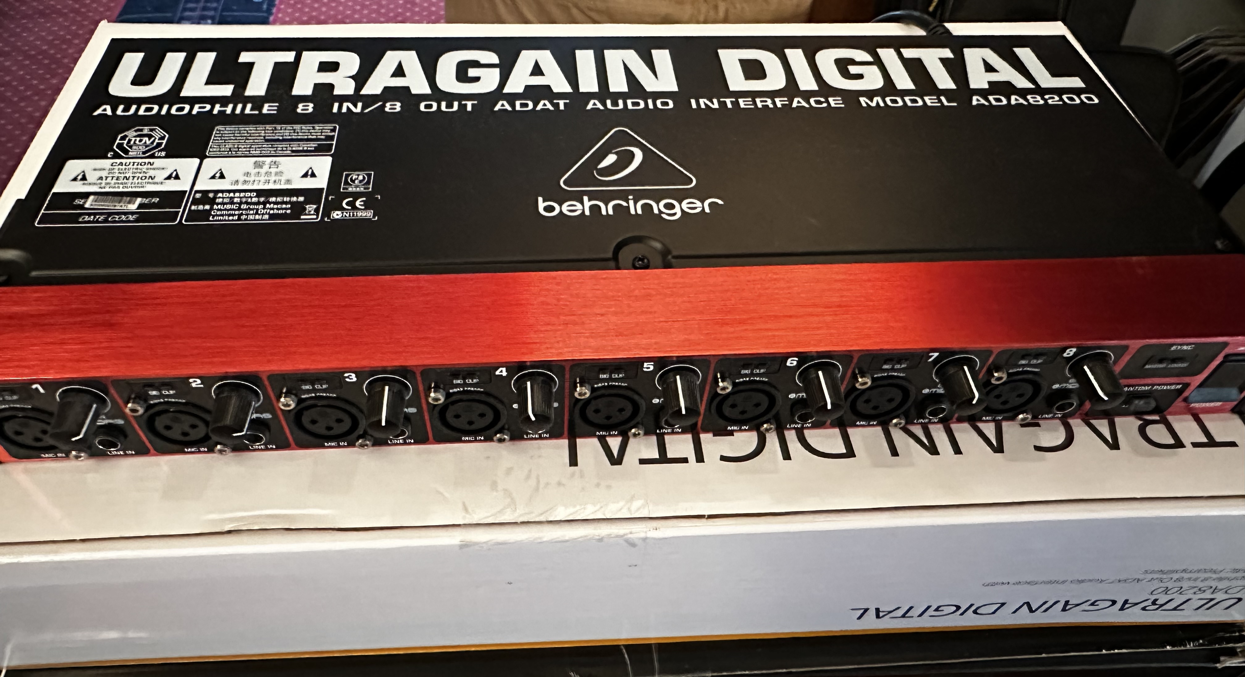 Ultragain Digital ADA8200 - Behringer Ultragain Digital ADA8200 ...