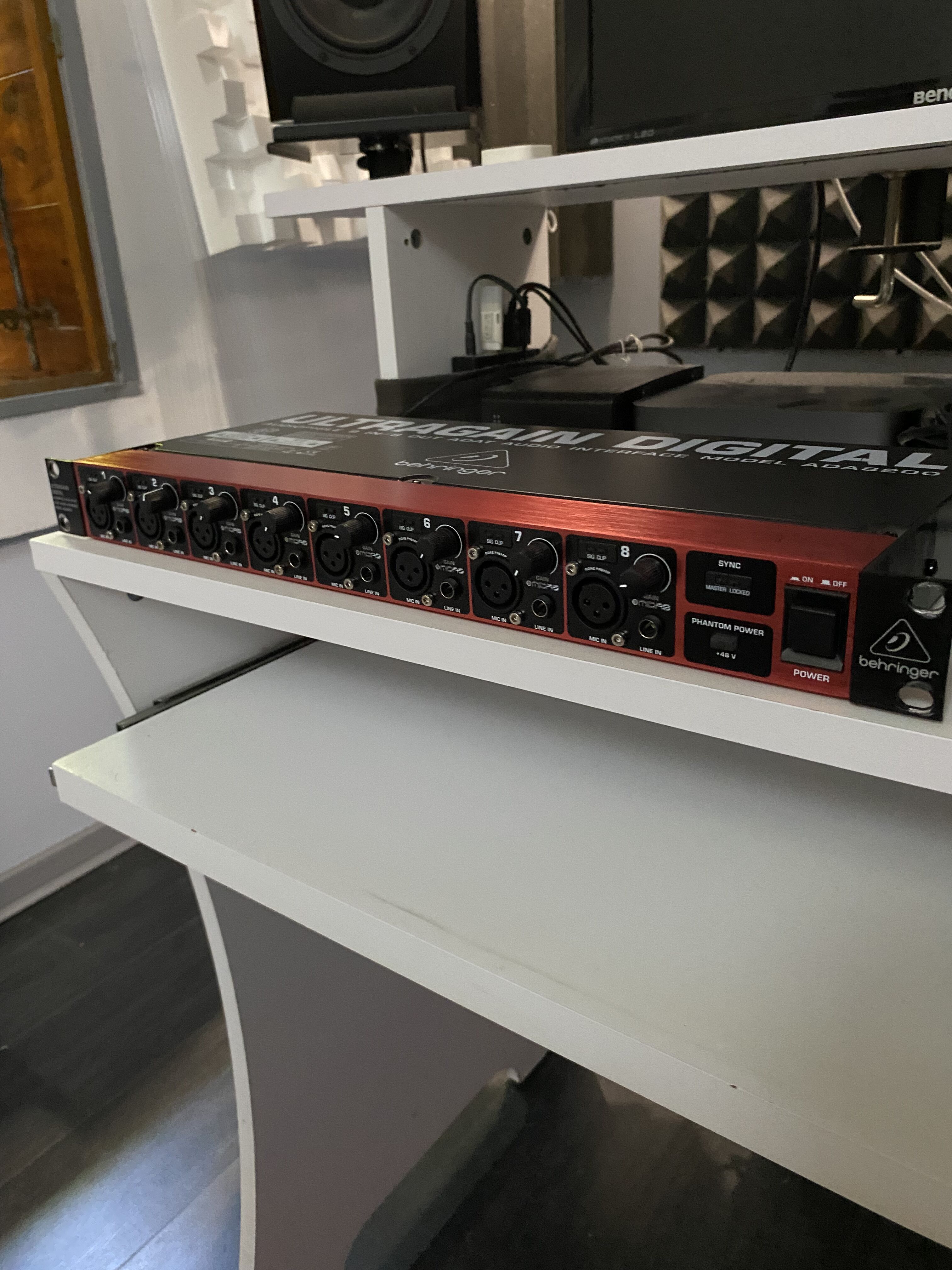 Ultragain Digital ADA8200 - Behringer Ultragain Digital ADA8200 ...