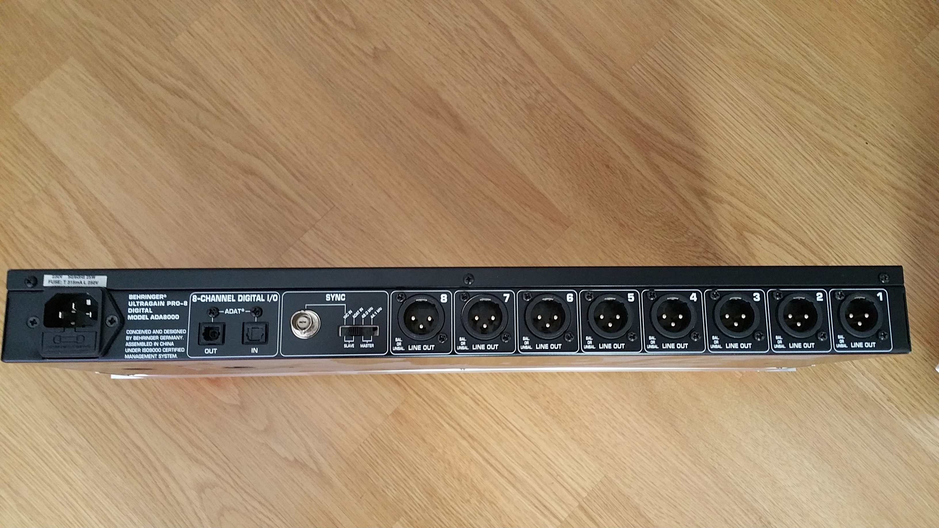 Behringer Ultragain Pro-8 Digital ADA8000 image (#1779421) - Audiofanzine