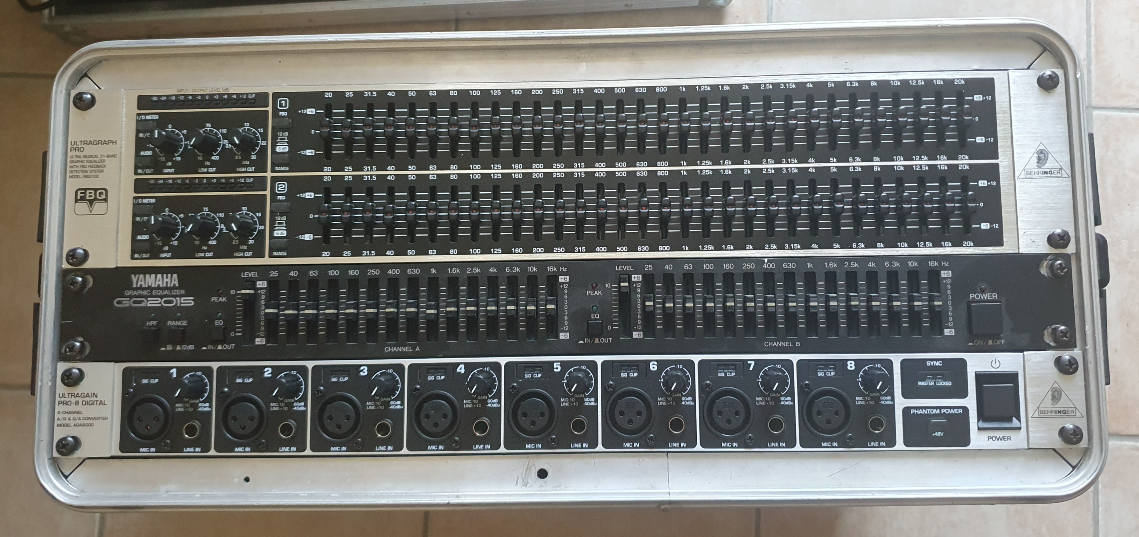 Ultragain Pro-8 Digital ADA8000 Behringer - Audiofanzine