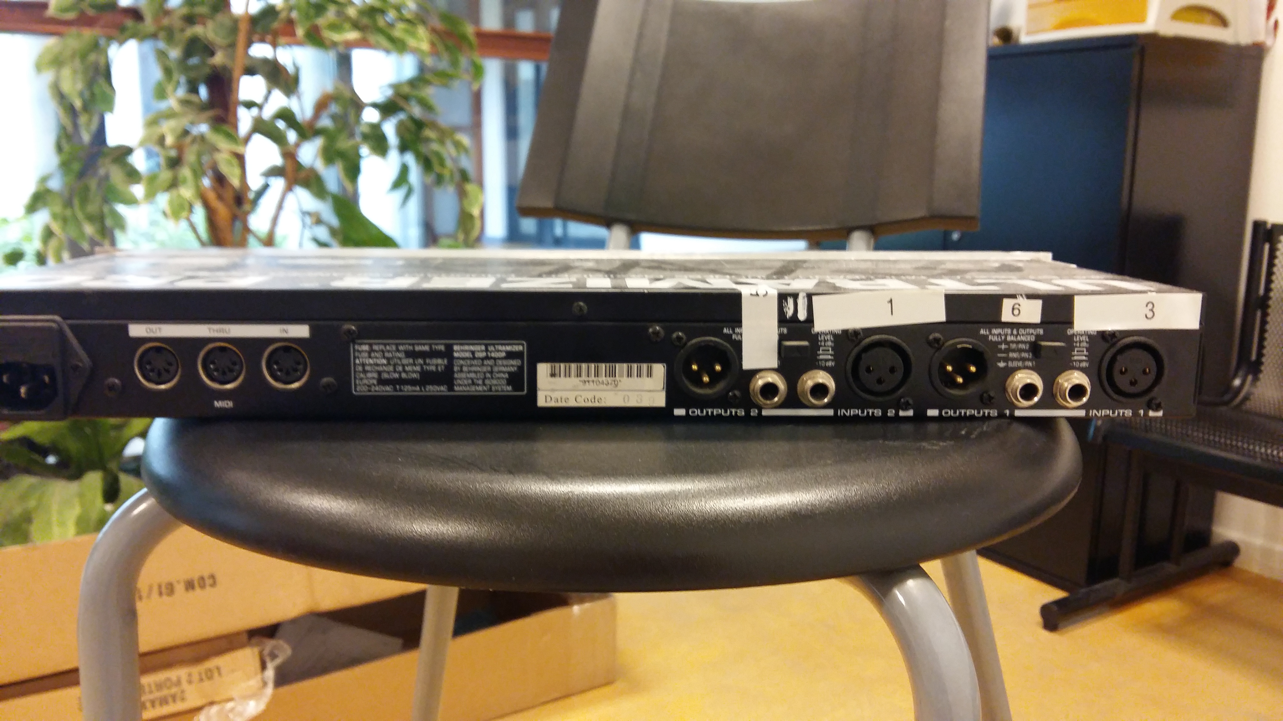 ULTRAMIZER PRO DSP1400P - Behringer Ultramizer Pro DSP1400P - Audiofanzine