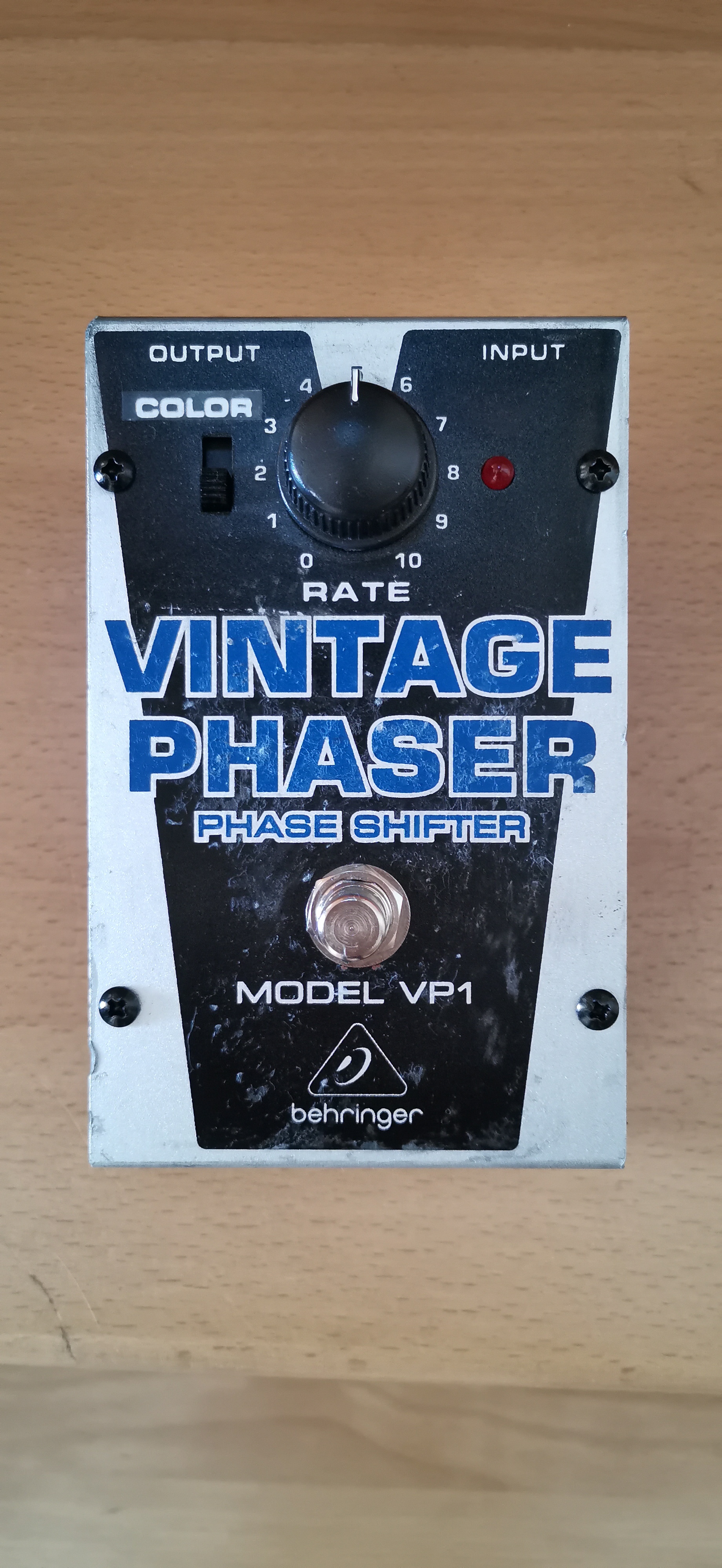 Vintage Phaser VP1 - Behringer Vintage Phaser VP1 - Audiofanzine