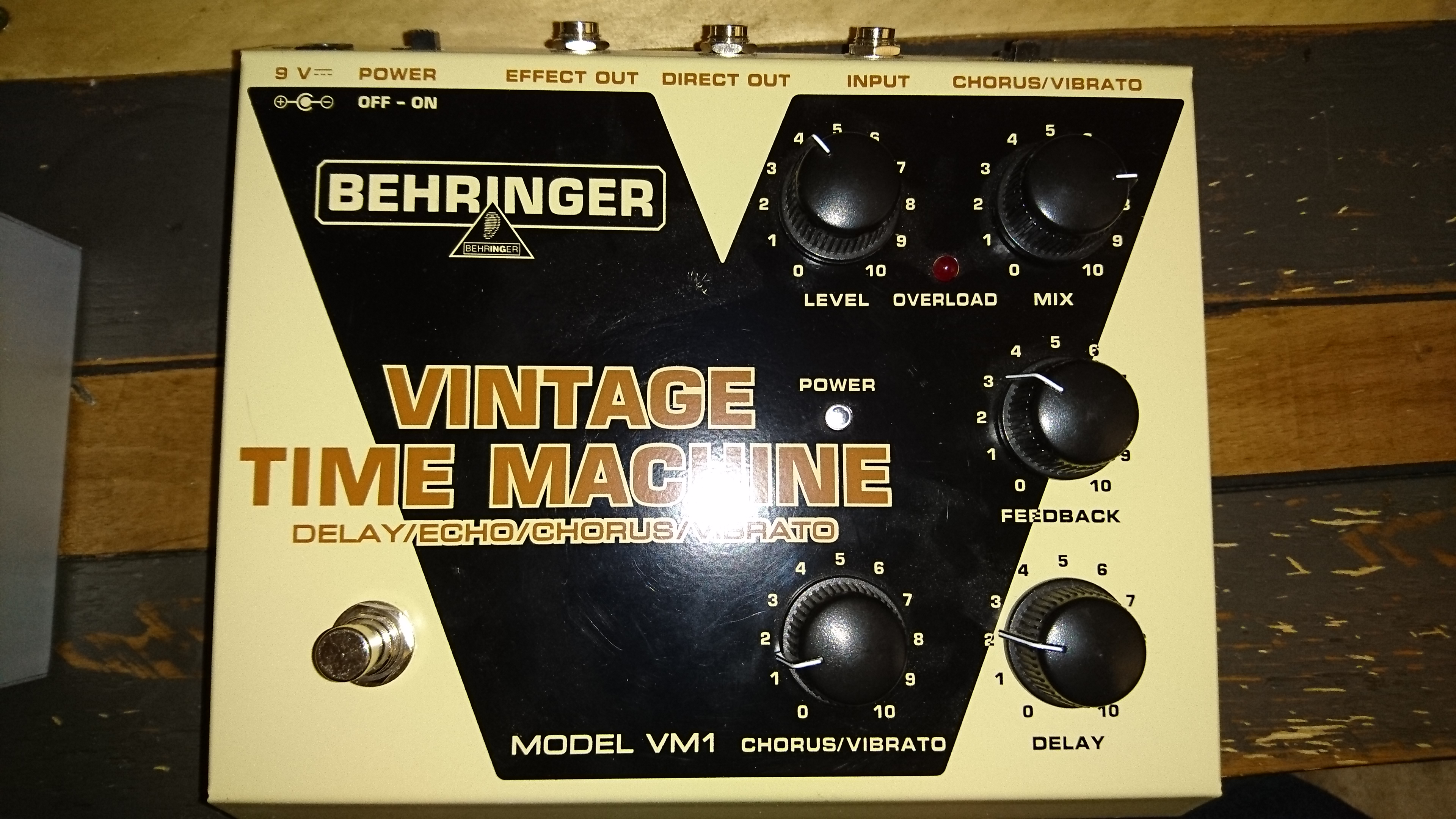 VINTAGE TIME MACHINE VM1 - Behringer Vintage Time Machine VM1 ...