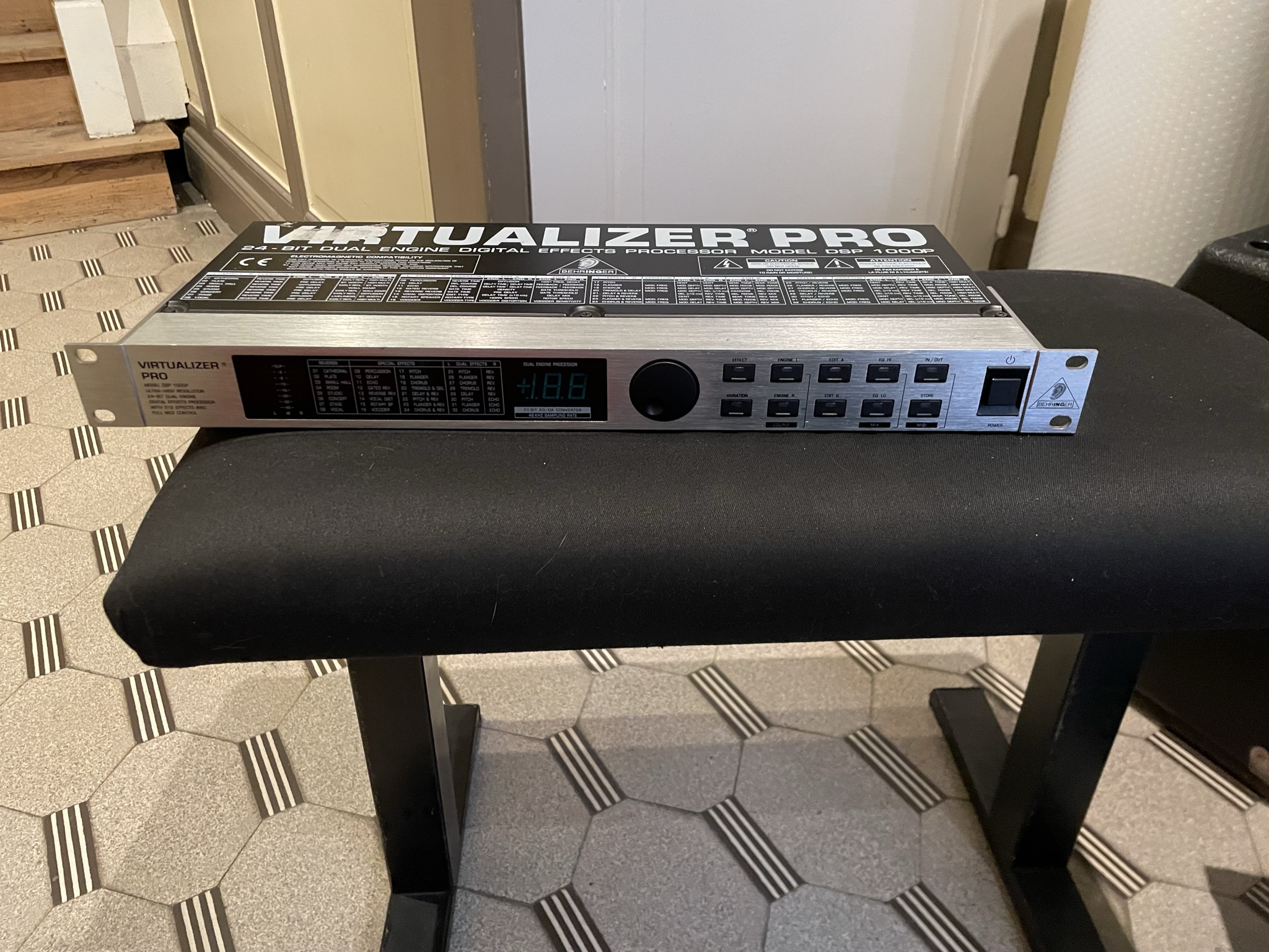 Virtualizer Pro DSP1000P - Behringer Virtualizer Pro DSP1000P ...
