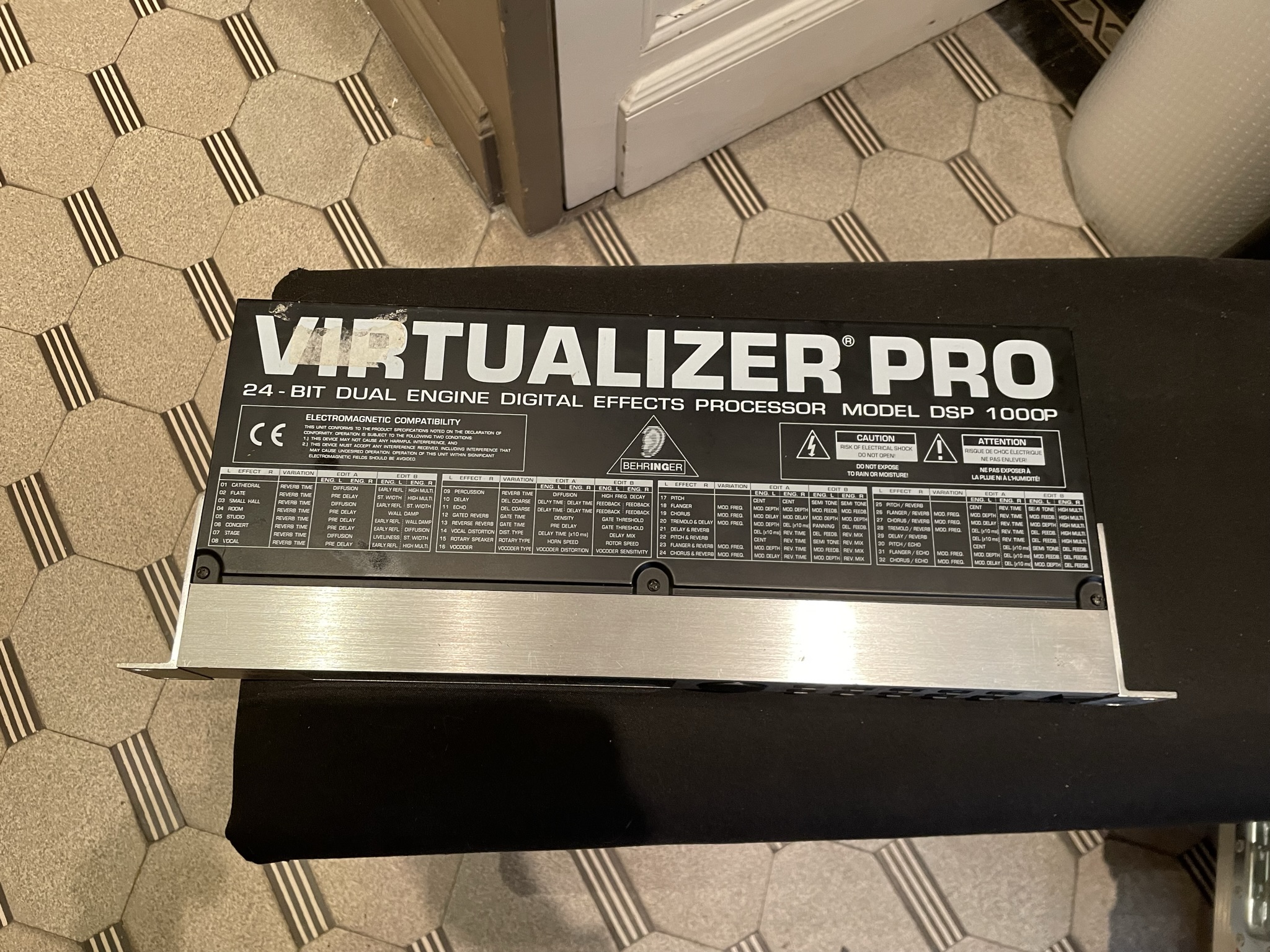 Virtualizer Pro DSP1000P - Behringer Virtualizer Pro DSP1000P ...