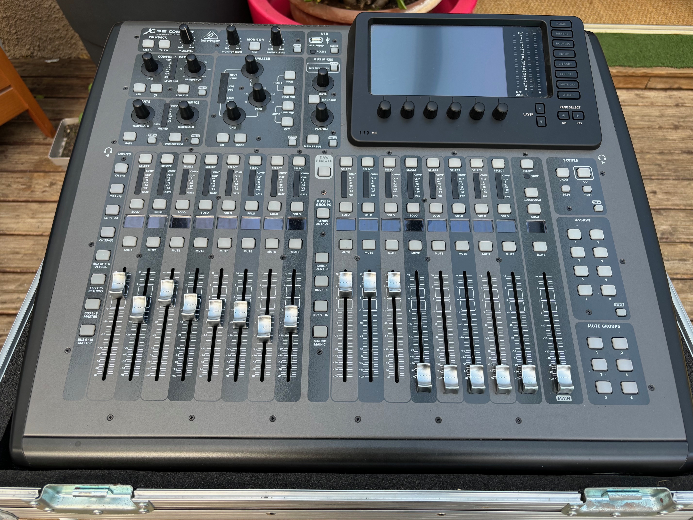 X32 Compact - Behringer X32 Compact - Audiofanzine