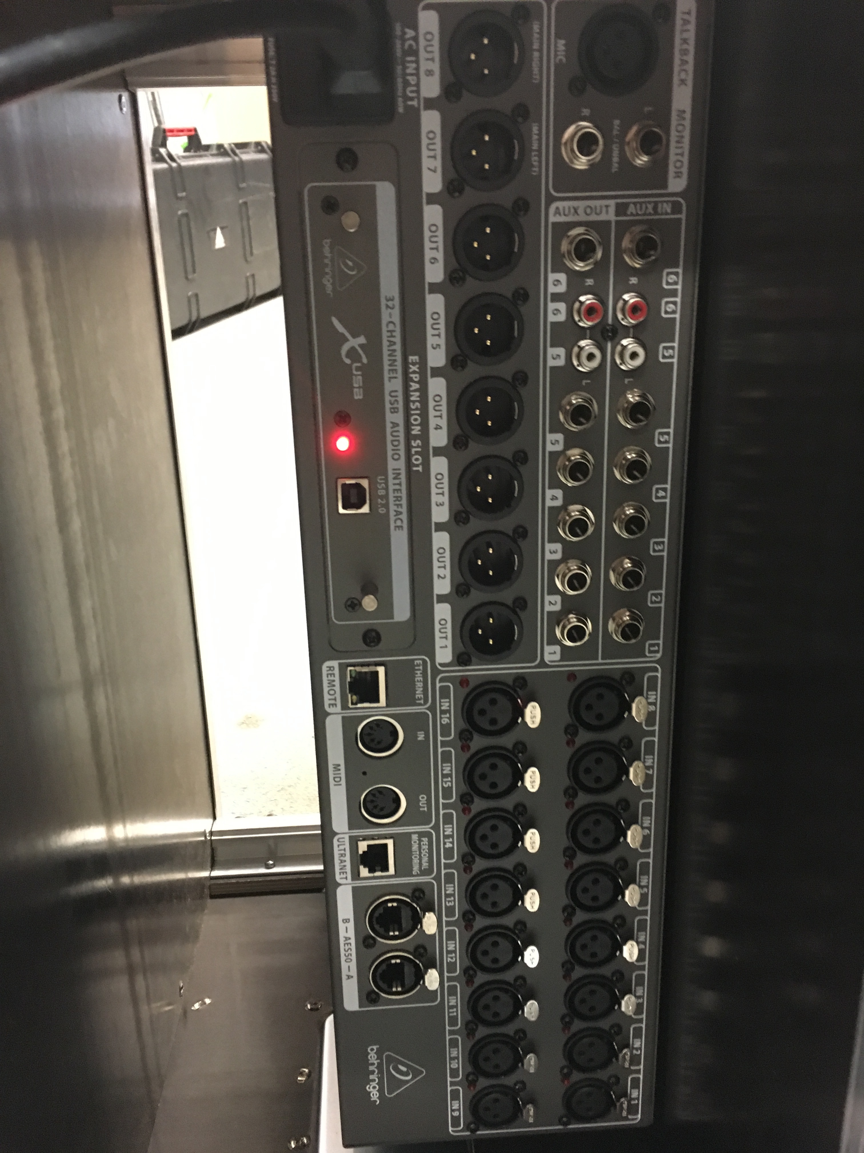 Behringer X32 Rack - Audiofanzine