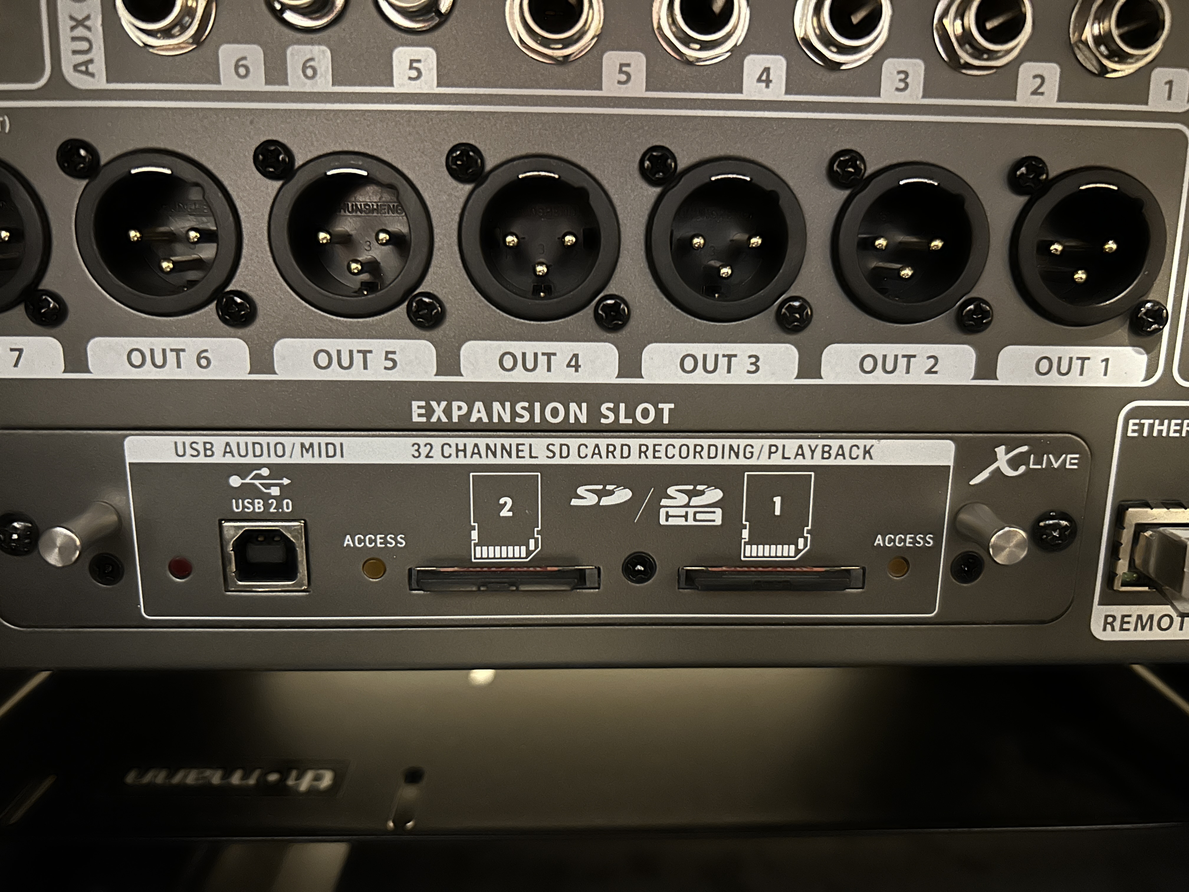 X32 Rack - Behringer X32 Rack - Audiofanzine