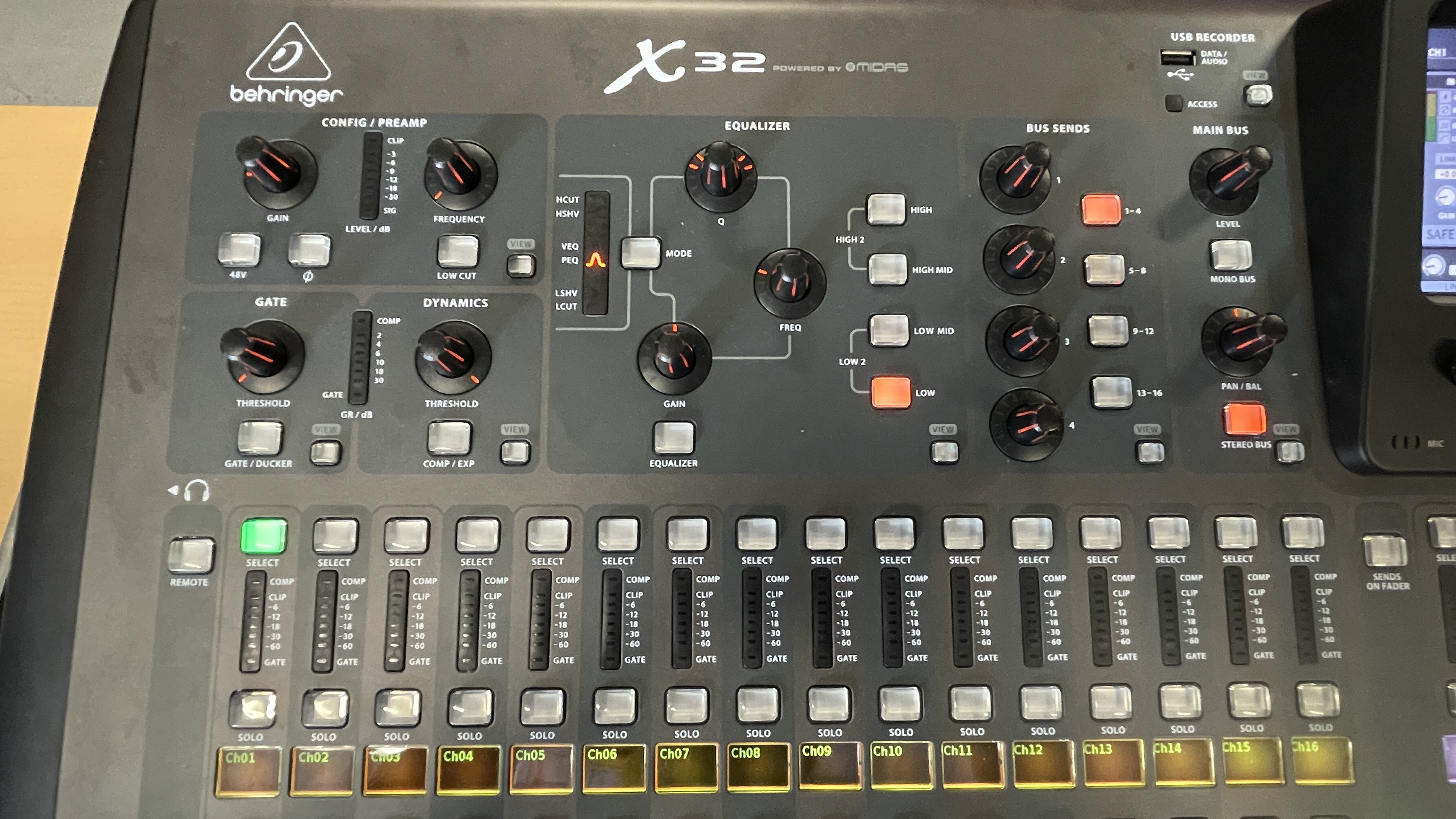 X32 Standard - Behringer X32 Standard - Audiofanzine
