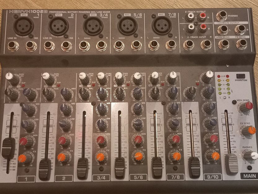 Xenyx 1002B - Behringer Xenyx 1002B - Audiofanzine