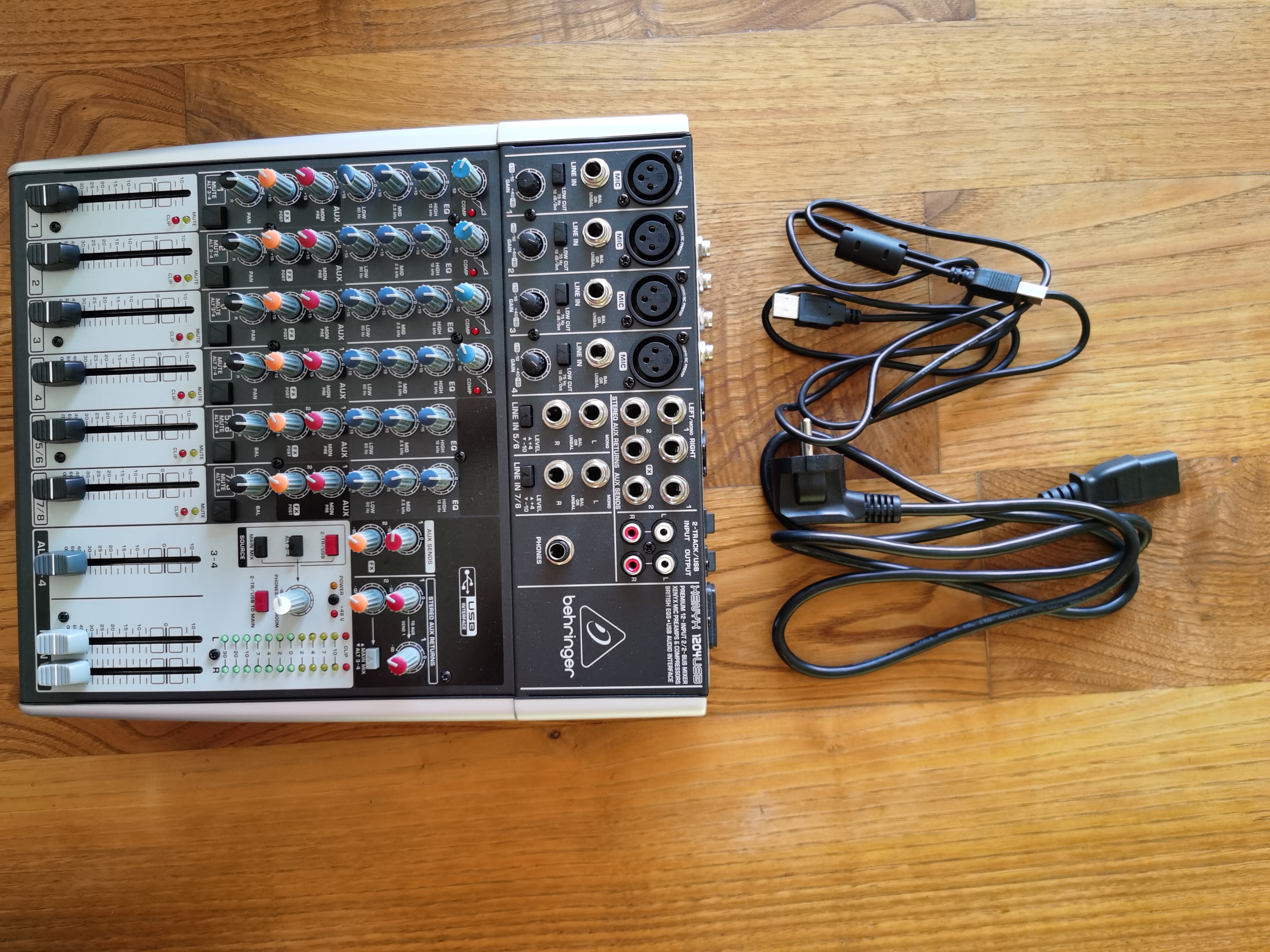 Xenyx 1204USB - Behringer Xenyx 1204USB - Audiofanzine