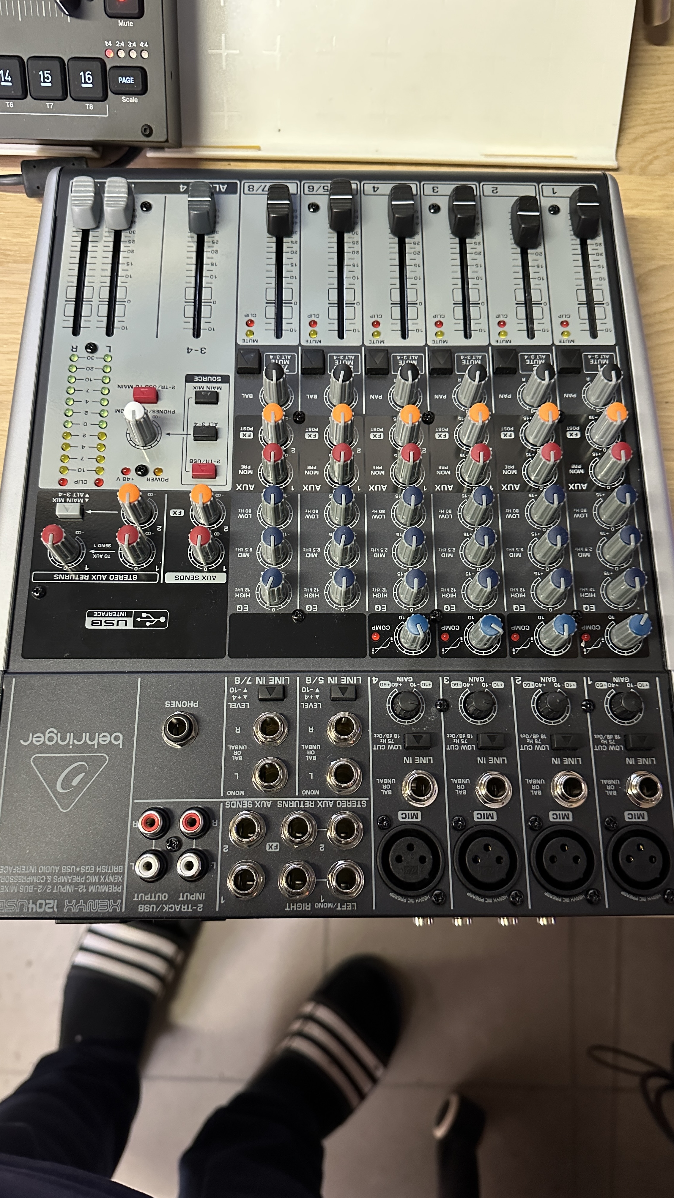 Xenyx 1204USB - Behringer Xenyx 1204USB - Audiofanzine