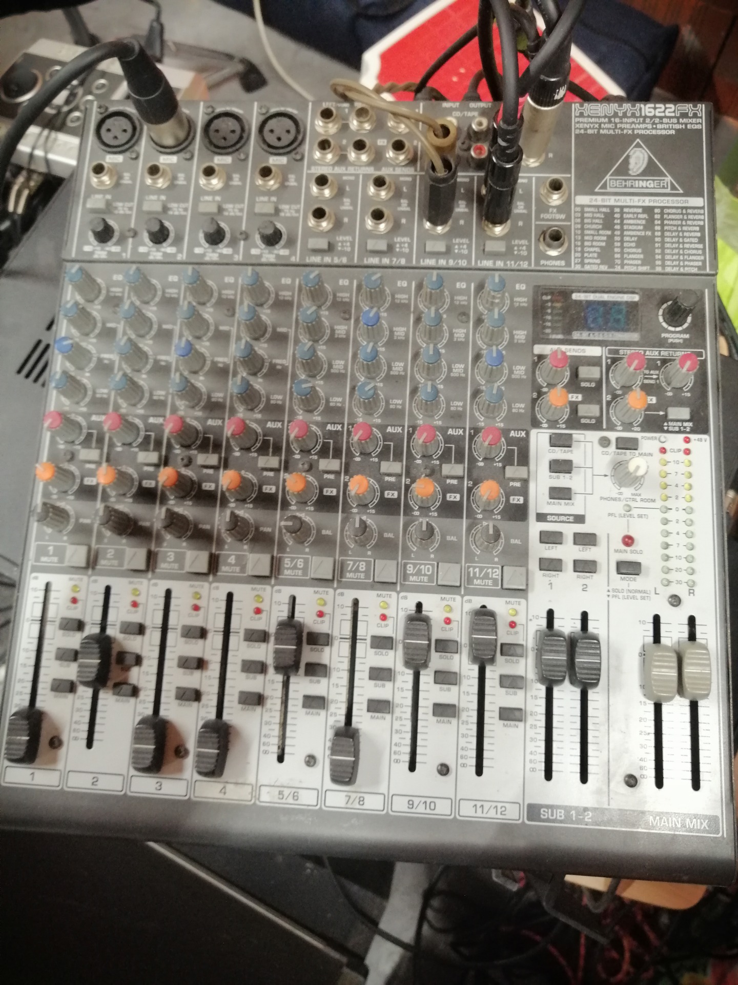 Xenyx X1622USB - Behringer Xenyx X1622USB - Audiofanzine