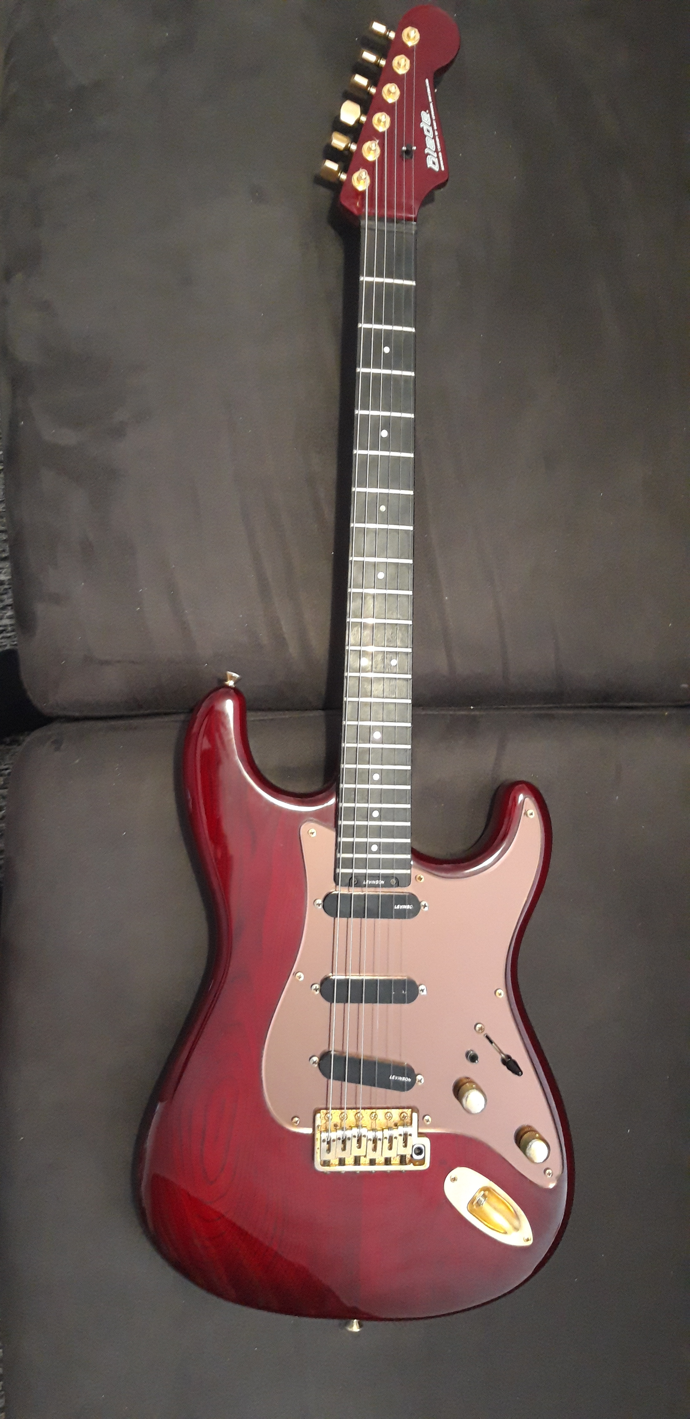 R4 - Blade R4 - Audiofanzine