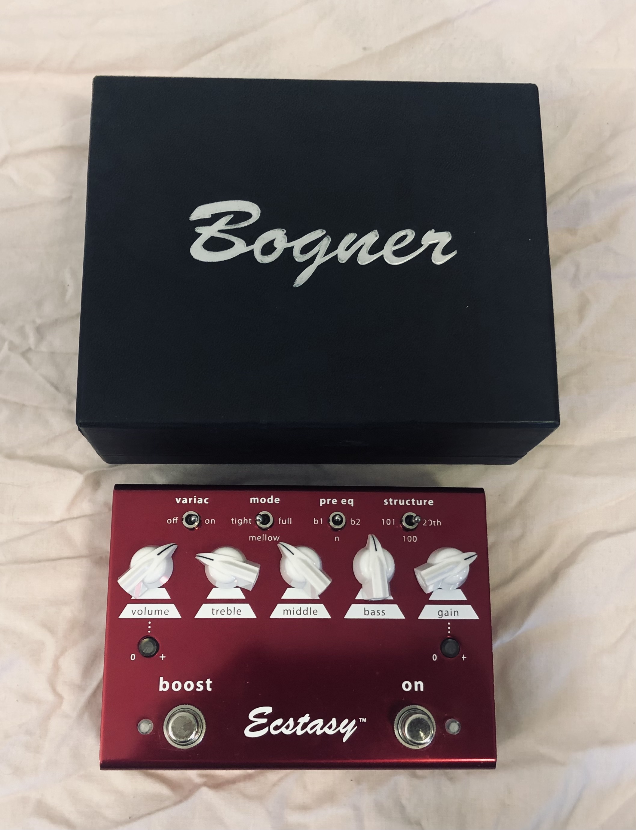 Ecstasy Red - Bogner Ecstasy Red - Audiofanzine