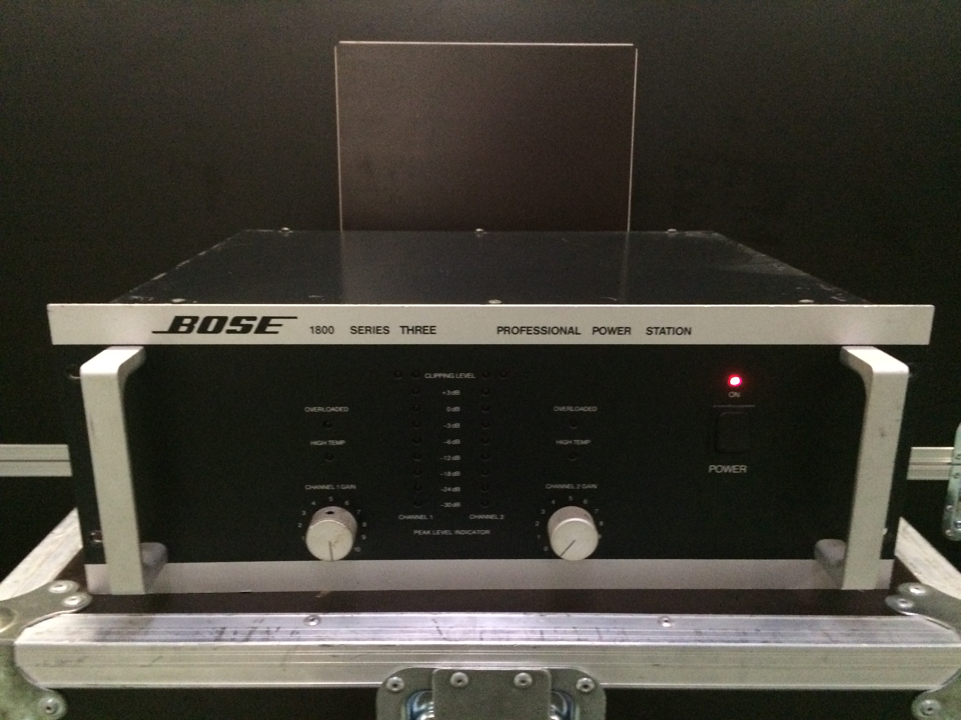 1800 SERIES III - Bose 1800 Series III - Audiofanzine