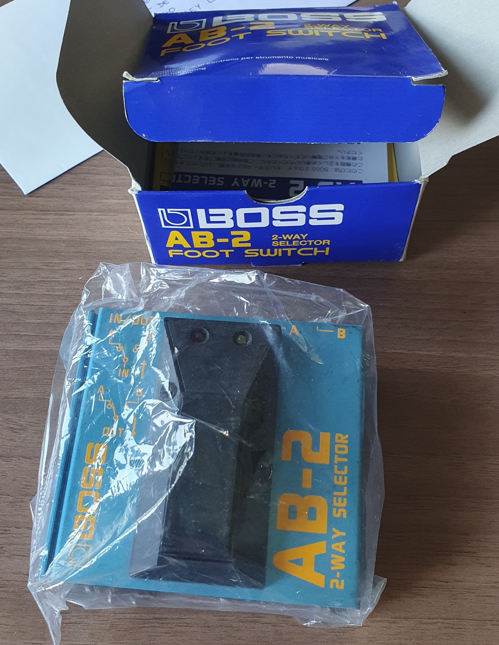 AB-2 2-way Selector - Boss AB-2 2-way Selector - Audiofanzine