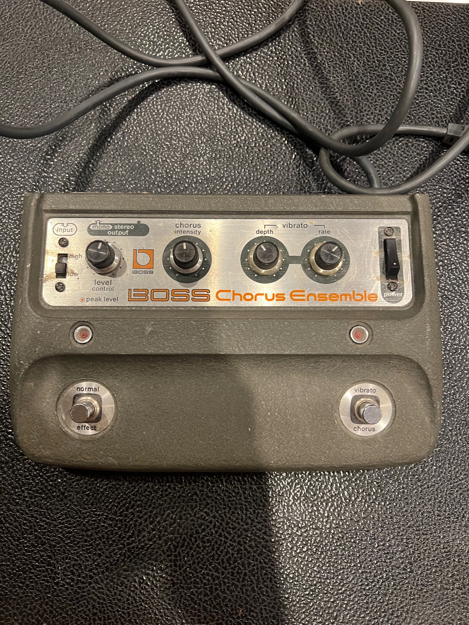 CE-1 Chorus Ensemble - Boss CE-1 Chorus Ensemble - Audiofanzine