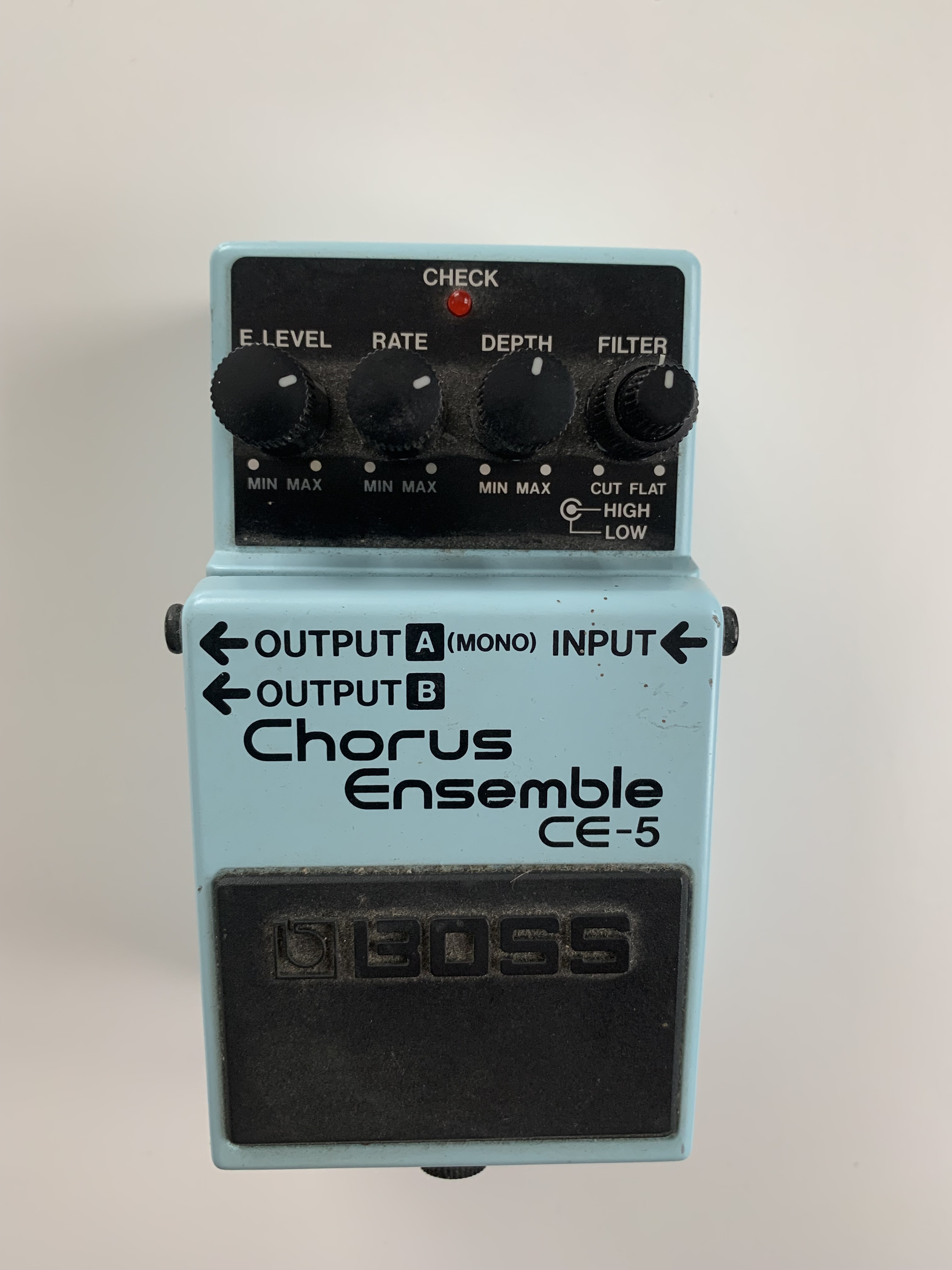 CE-5 Chorus Ensemble - Boss CE-5 Chorus Ensemble - Audiofanzine