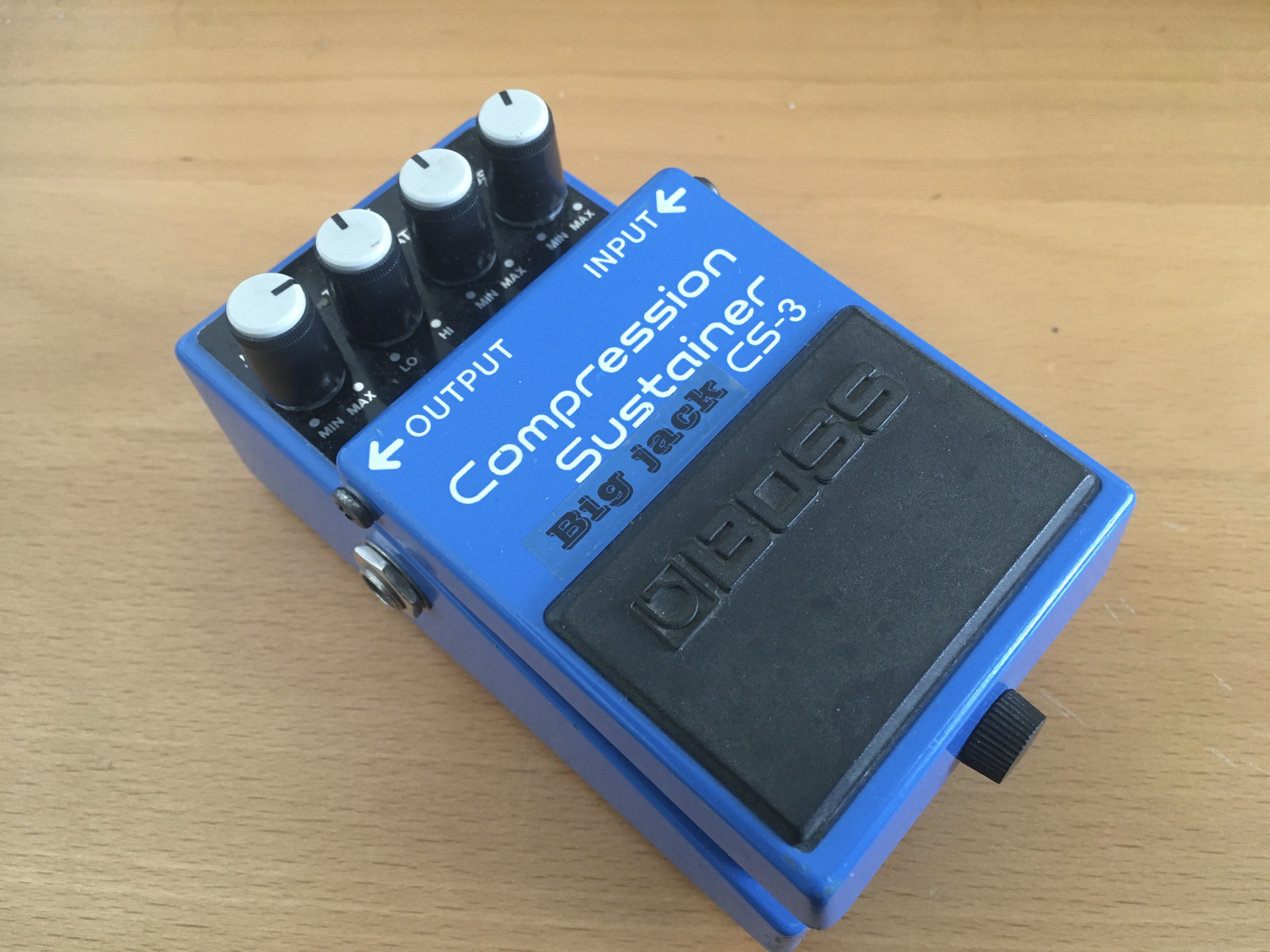 CS-3 Compression Sustainer - Boss CS-3 Compression Sustainer - Audiofanzine