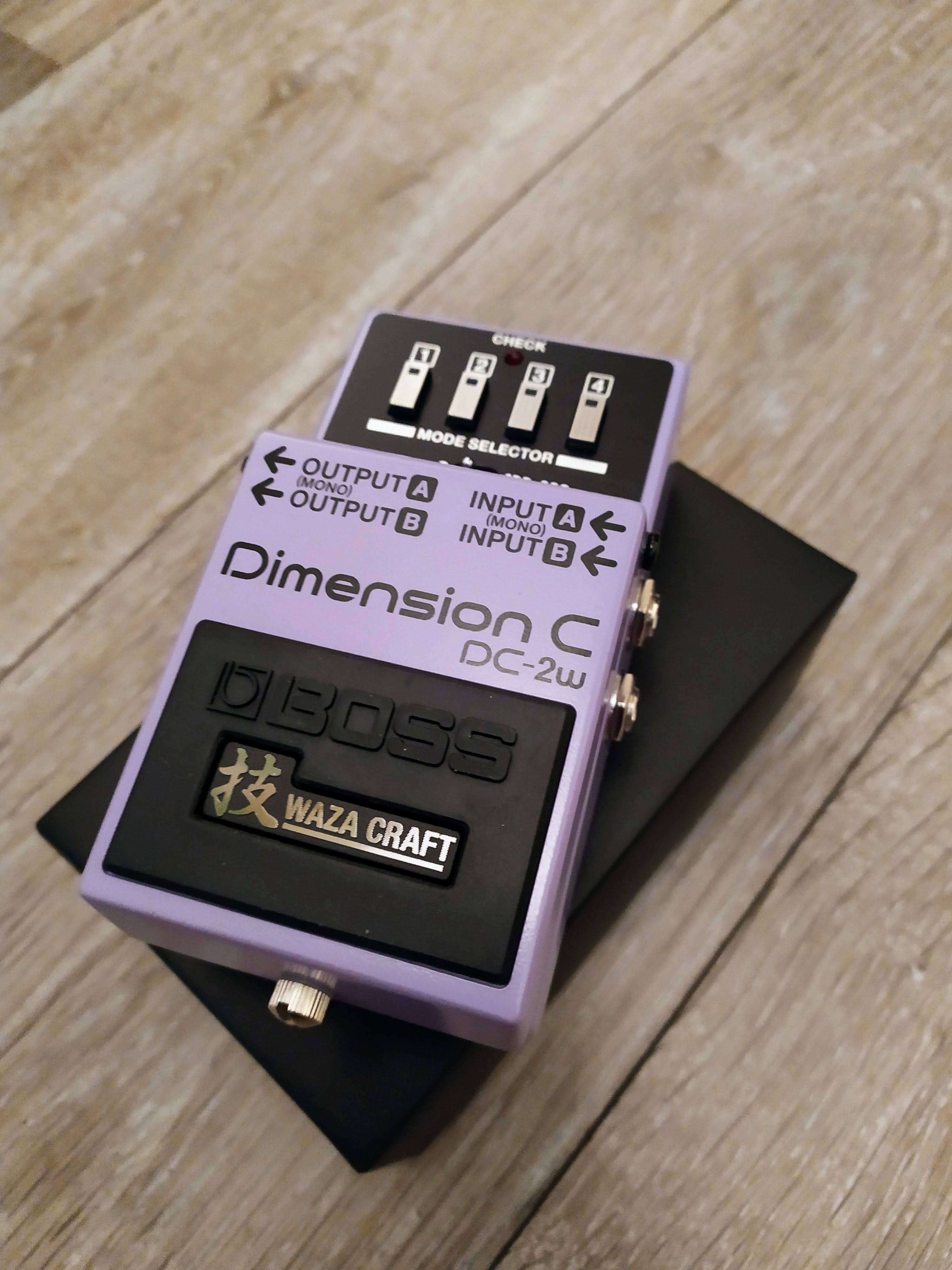 DC-2W Dimension C - Boss DC-2W Dimension C - Audiofanzine