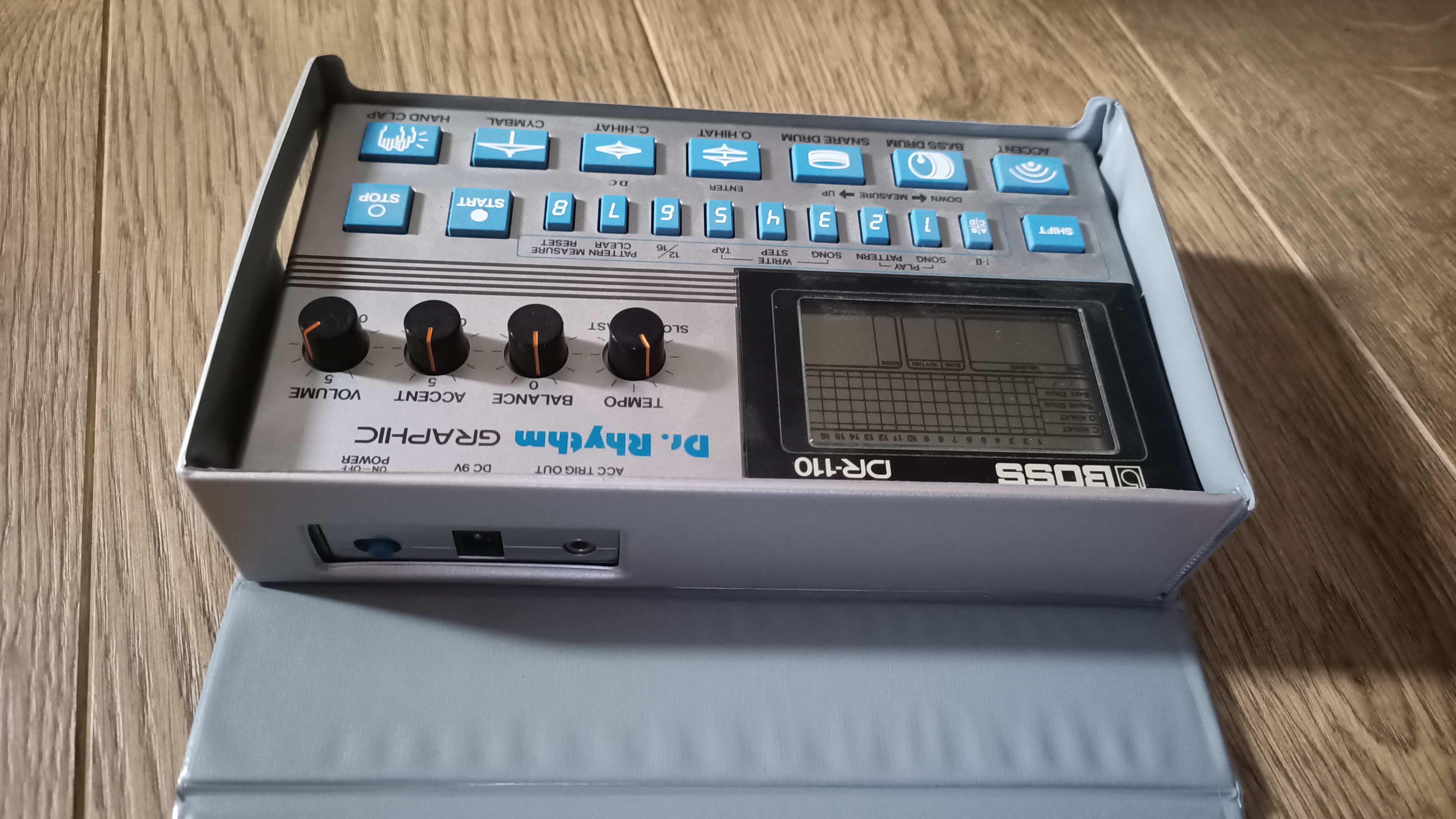 DR-110 Dr. Rhythm Graphic - Boss DR-110 Dr. Rhythm Graphic - Audiofanzine