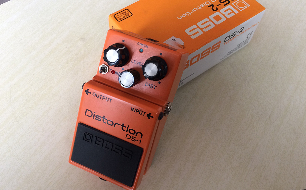 DS-1 Distortion - Ultra Mod - - Modded by Keeley Boss - Audiofanzine