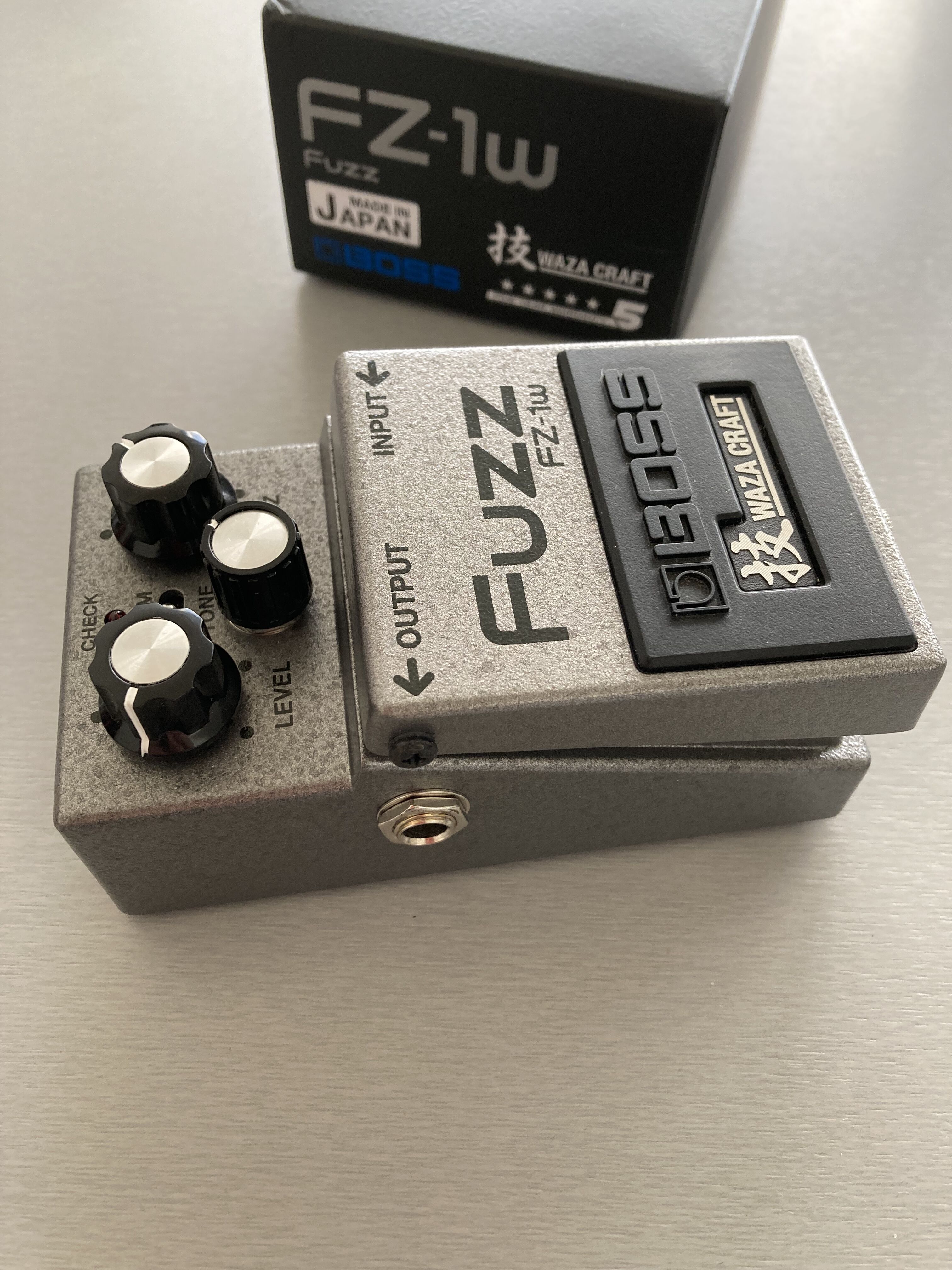 FZ-1W - Boss FZ-1W - Audiofanzine