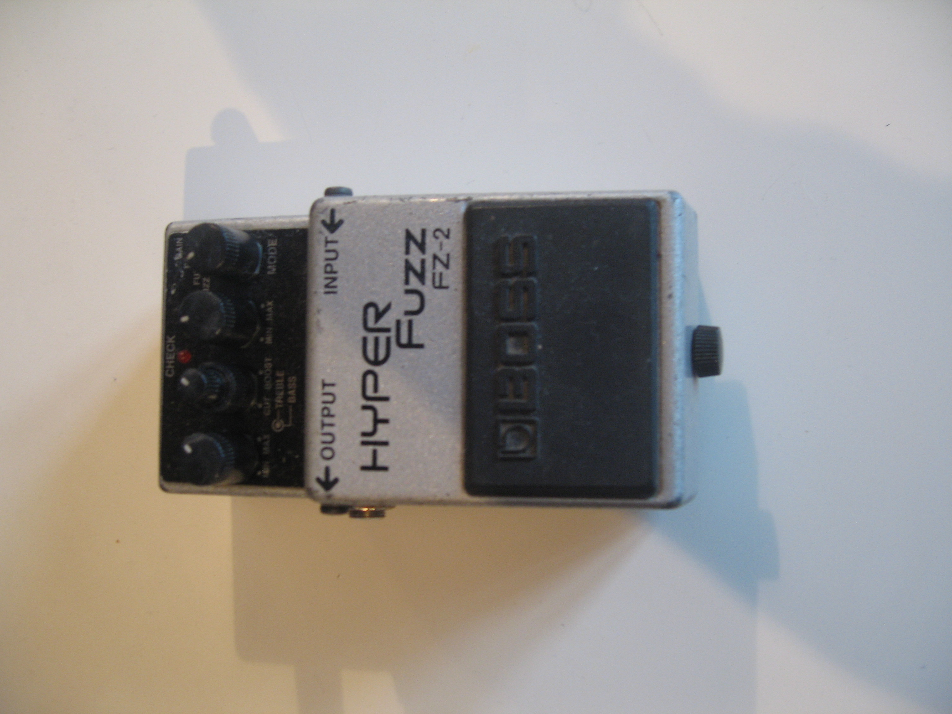 FZ-2 HYPER FUZZ - Boss FZ-2 Hyper Fuzz - Audiofanzine