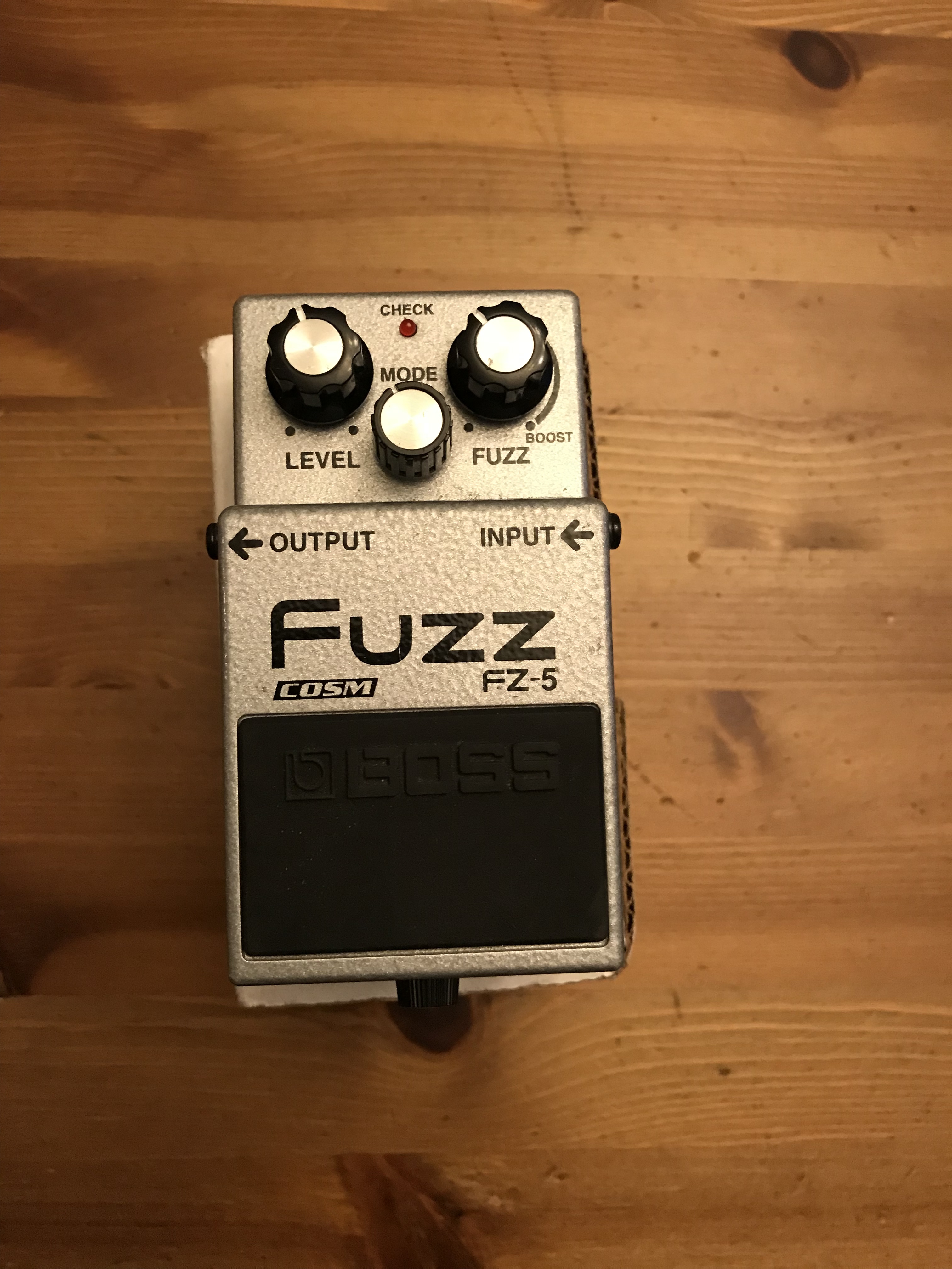 FZ-5 FUZZ - Boss FZ-5 Fuzz - Audiofanzine