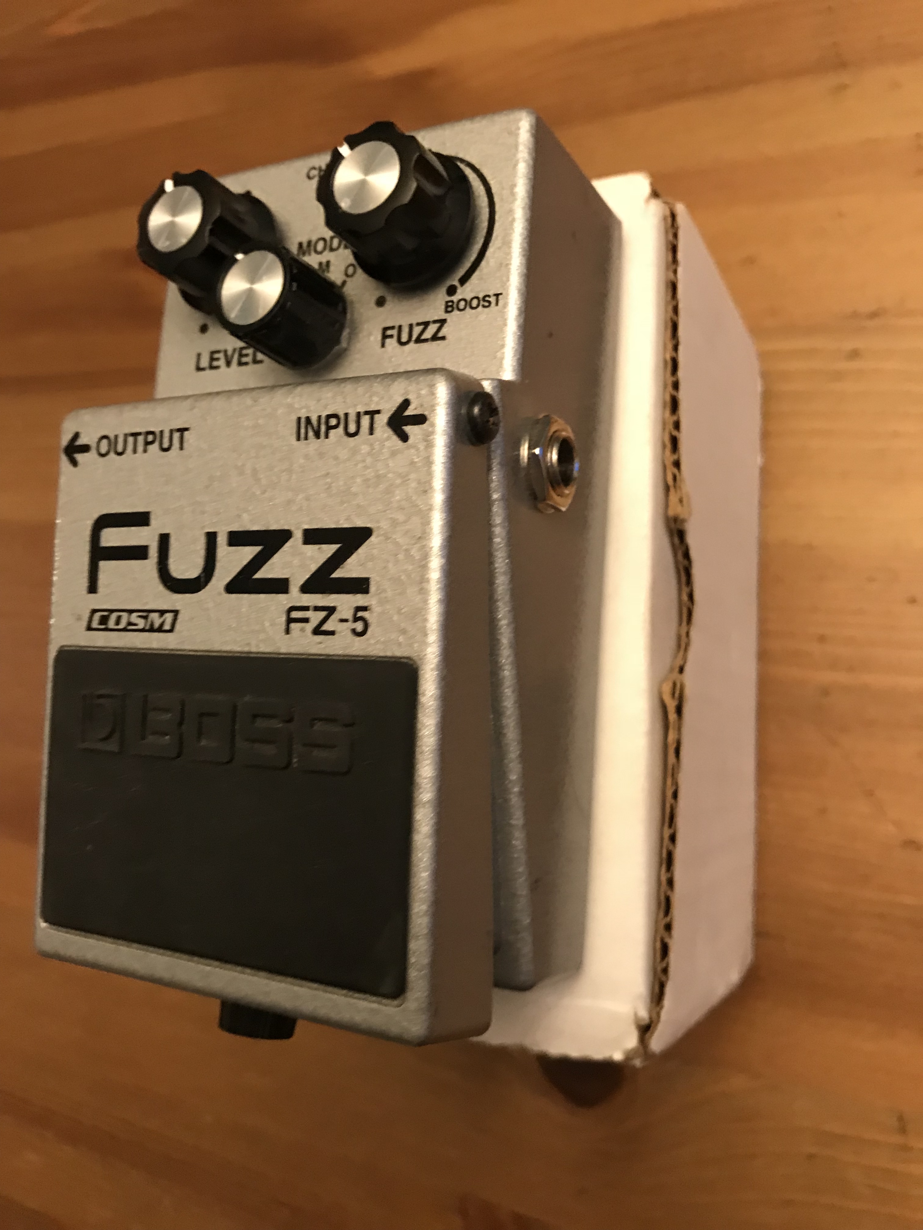 FZ-5 FUZZ - Boss FZ-5 Fuzz - Audiofanzine
