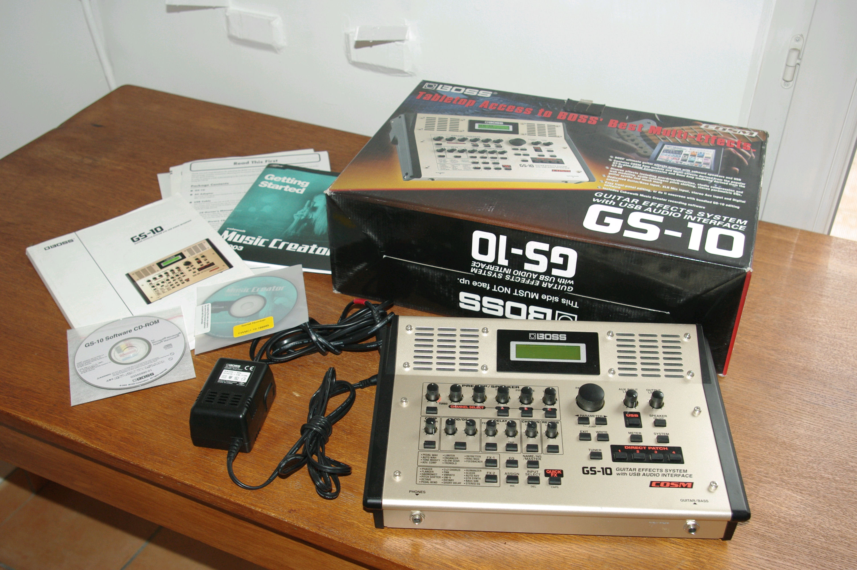 Photo Boss GS-10 : Boss GS-10 Guitar Effects System with USB Audio ...