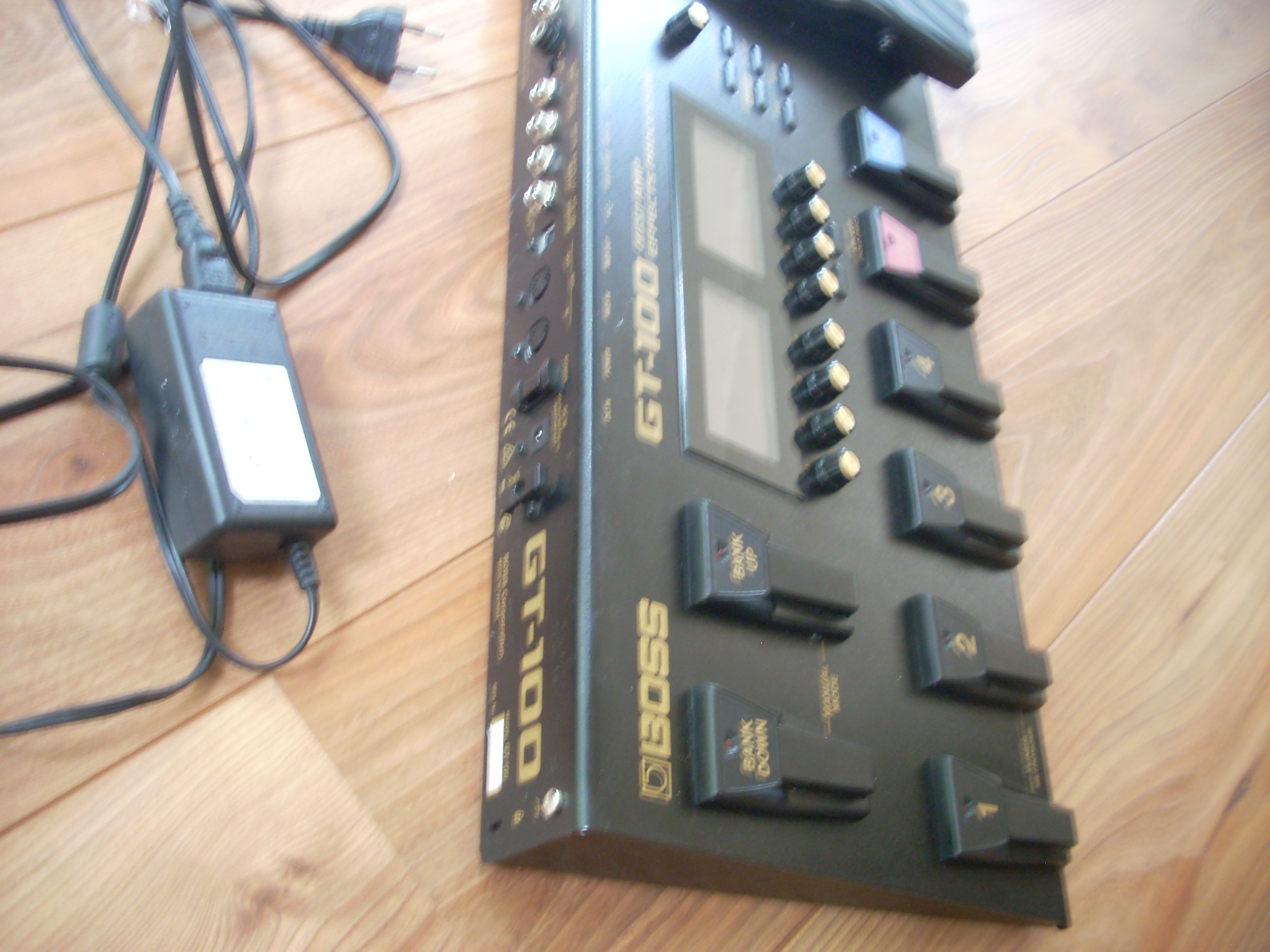 GT-100 - Boss GT-100 - Audiofanzine