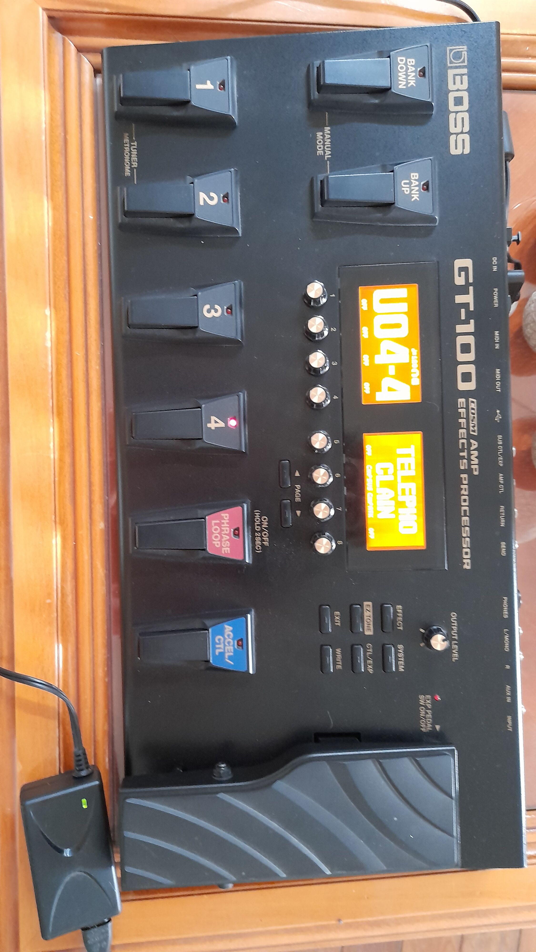 GT-100 - Boss GT-100 - Audiofanzine