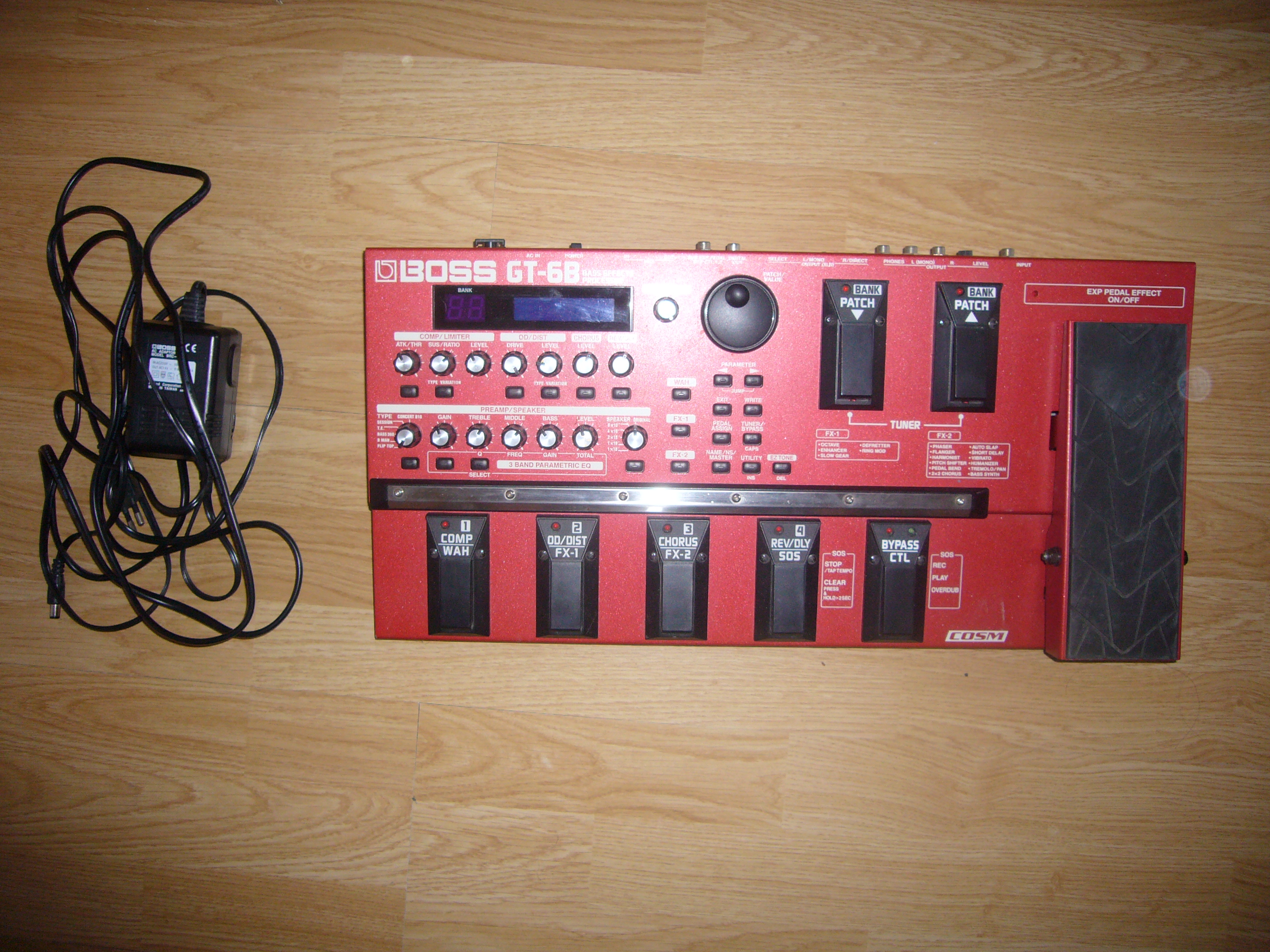 Photo Boss GT-6B : Boss GT-6B Bass Effects Processor (#697844 ...