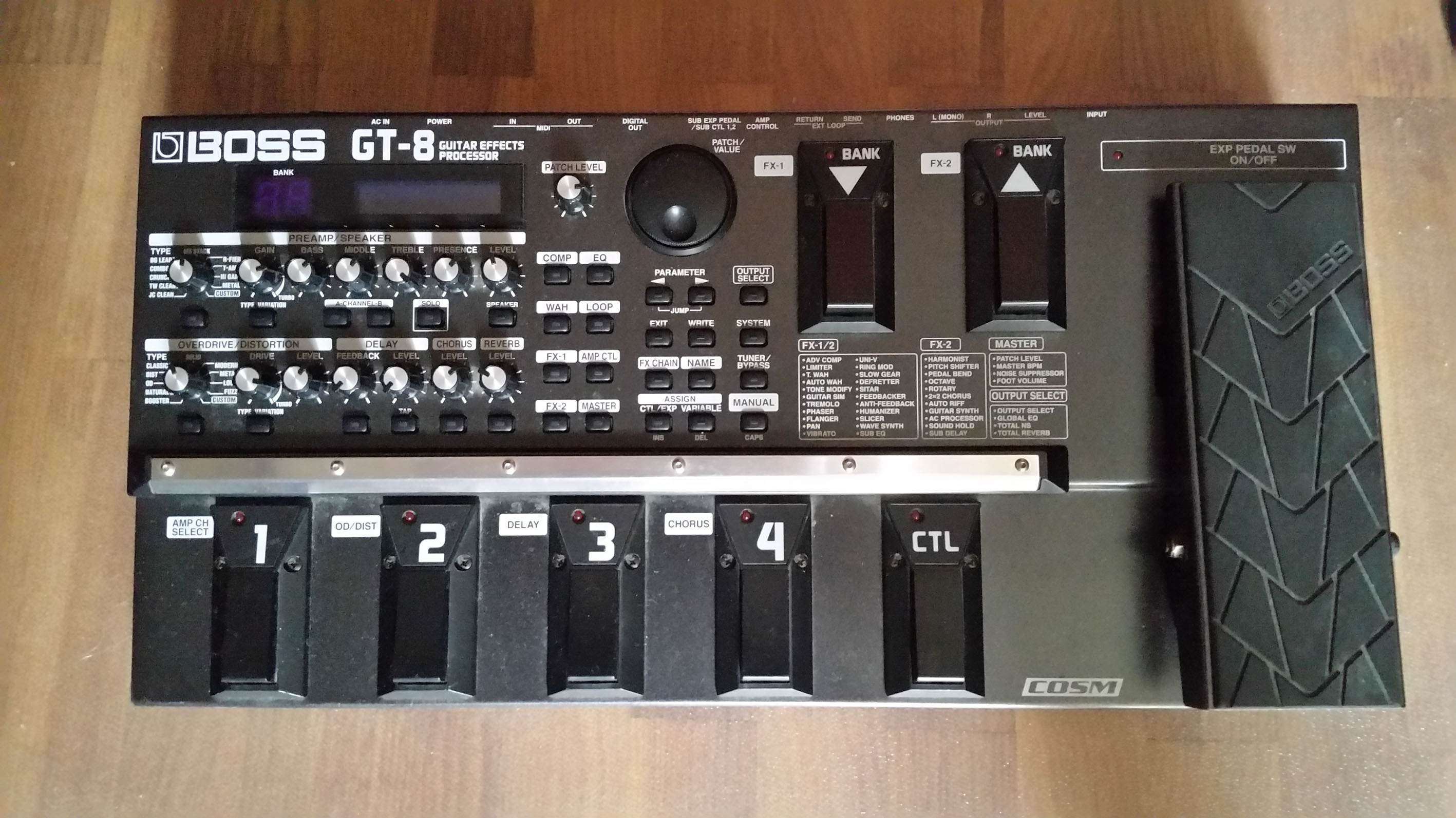 Photo Boss GT-8 : Boss GT8 (#1487615) - Audiofanzine