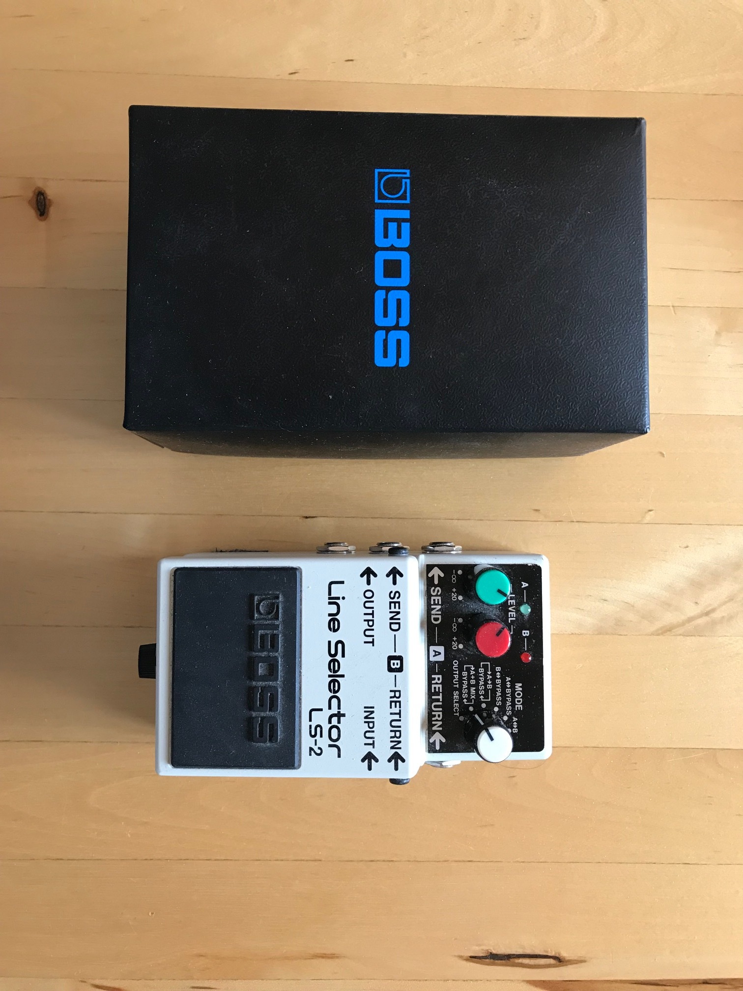 LS-2 LINE SELECTOR - Boss LS-2 Line Selector - Audiofanzine