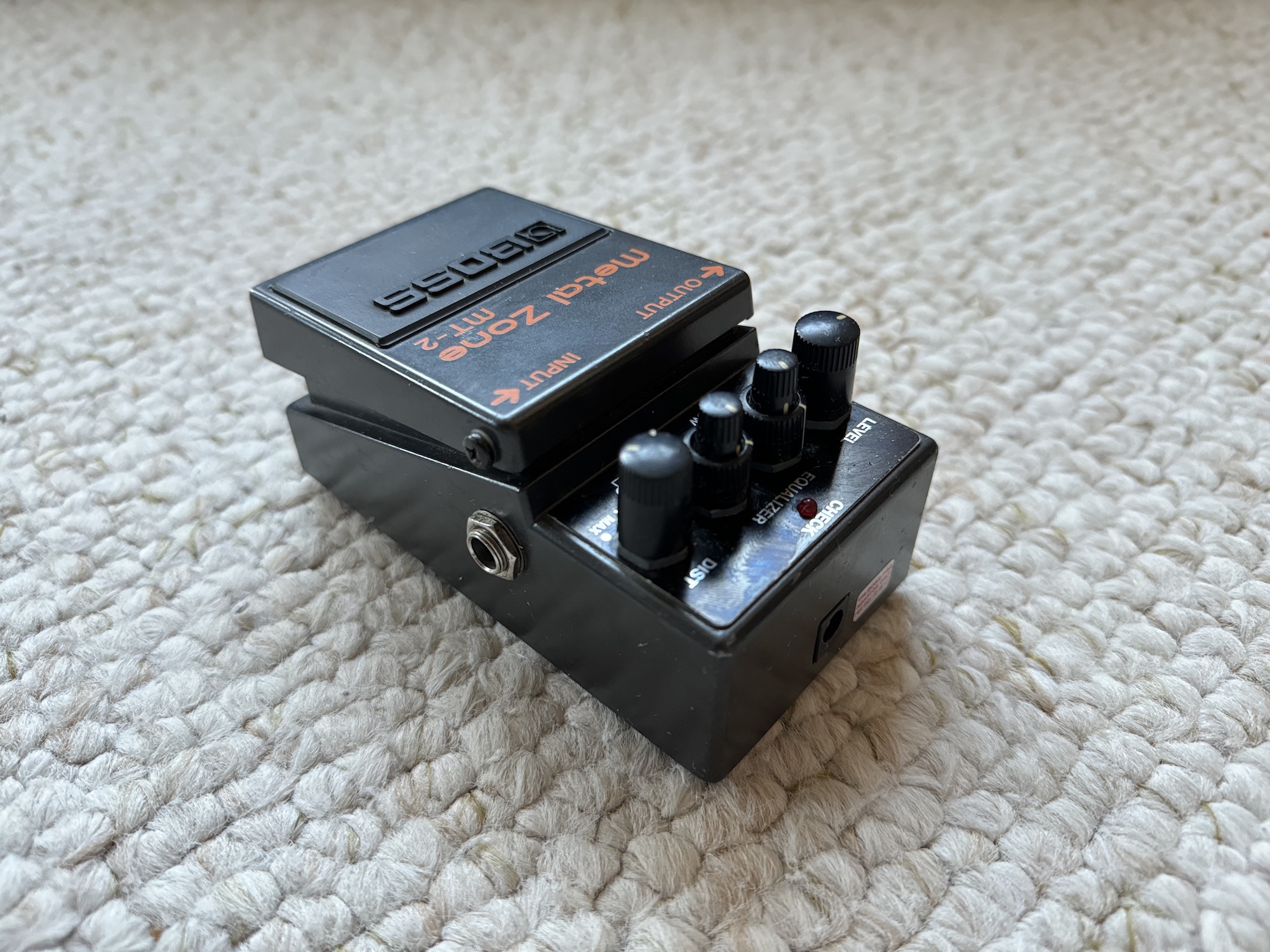MT-2 Metal Zone - Boss MT-2 Metal Zone - Audiofanzine