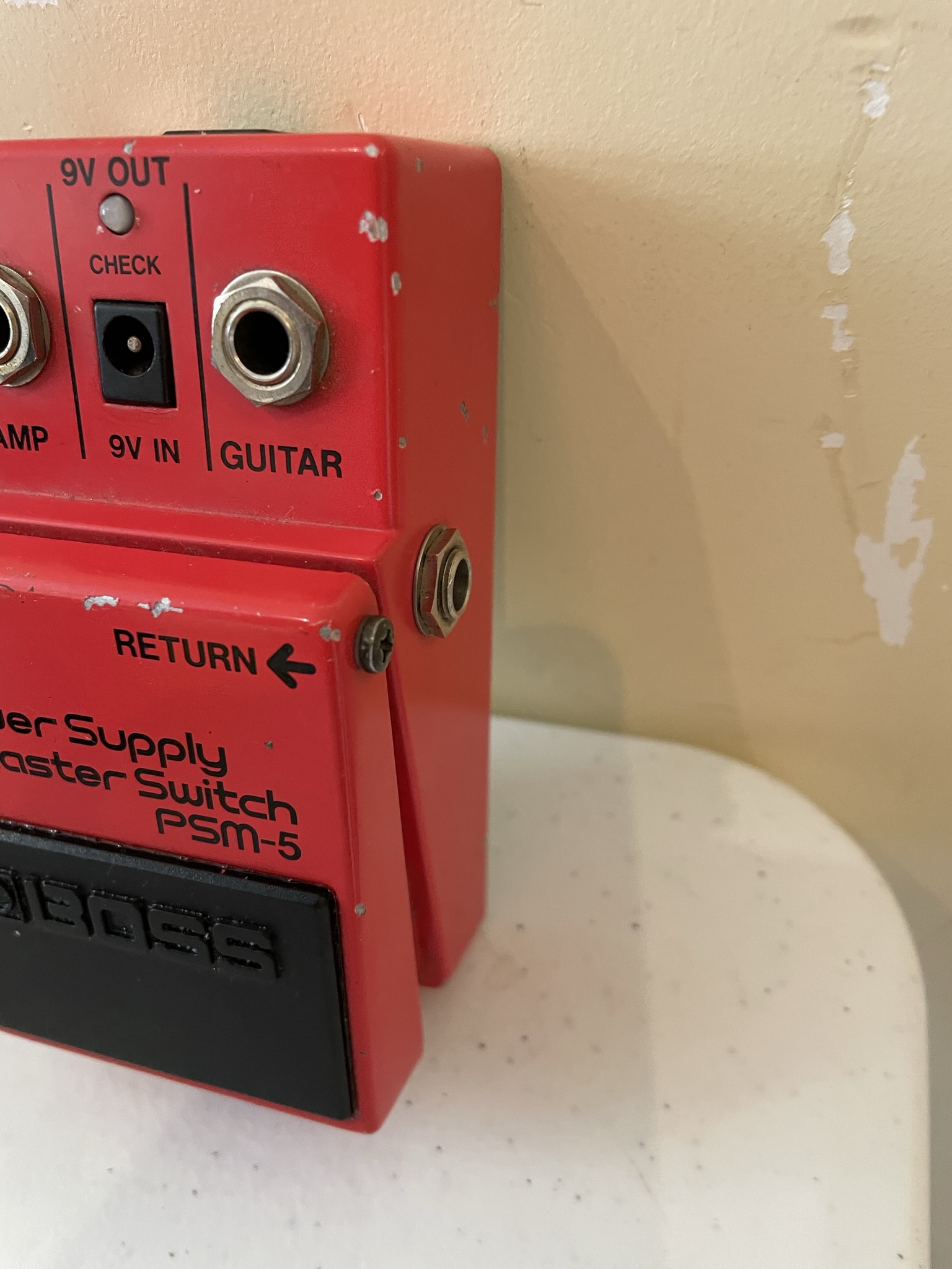 PSM-5 Power Supply & Master Switch Boss - Audiofanzine