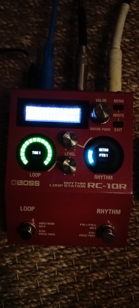 RC-10R Rhythm Loop Station - Boss RC-10R Rhythm Loop Station - Audiofanzine
