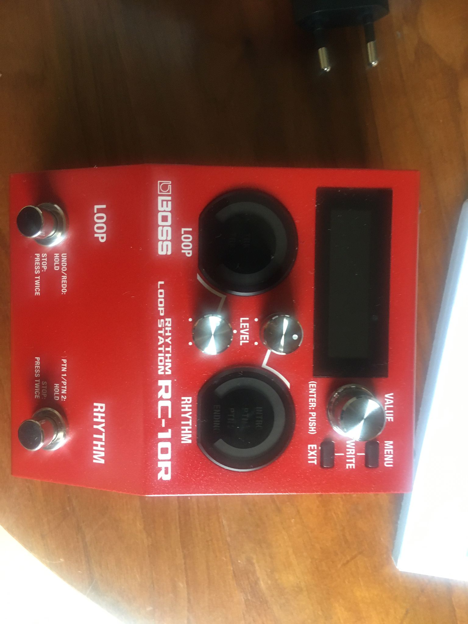 RC-10R Rhythm Loop Station - Boss RC-10R Rhythm Loop Station - Audiofanzine