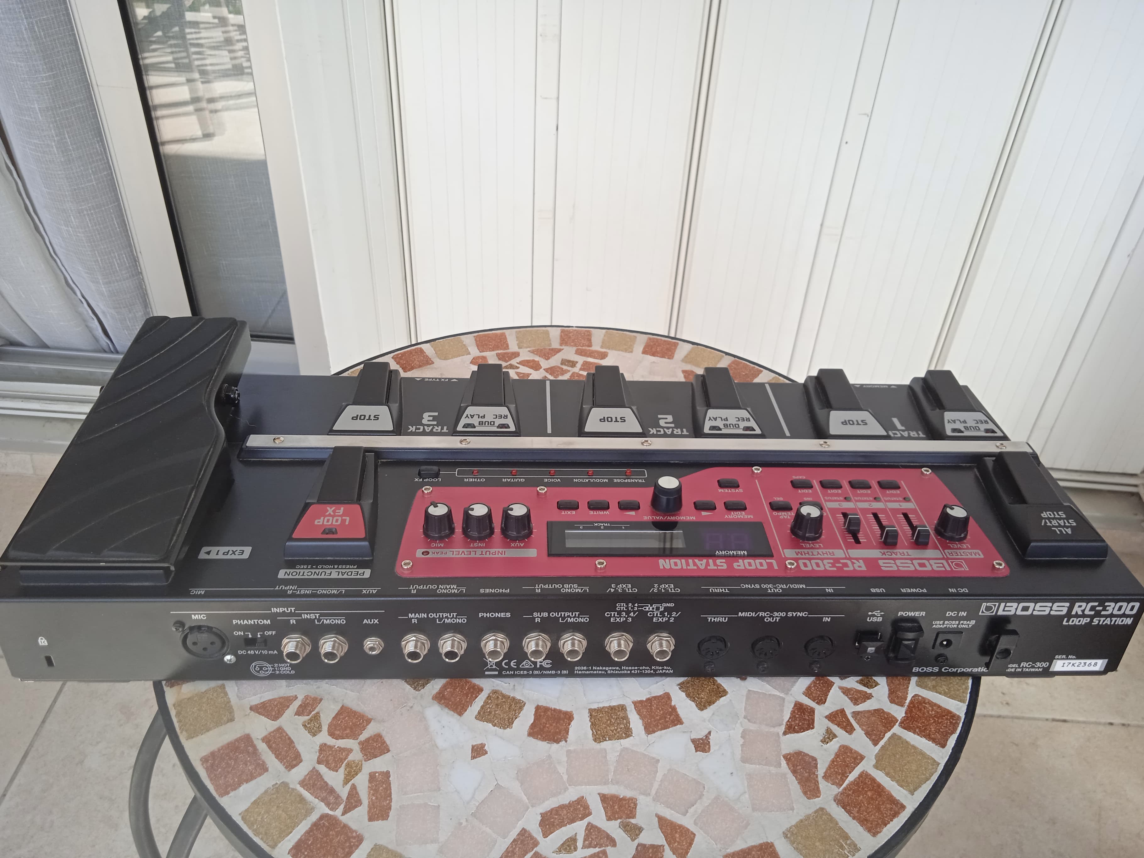 RC-300 Loop Station - Boss RC-300 Loop Station - Audiofanzine