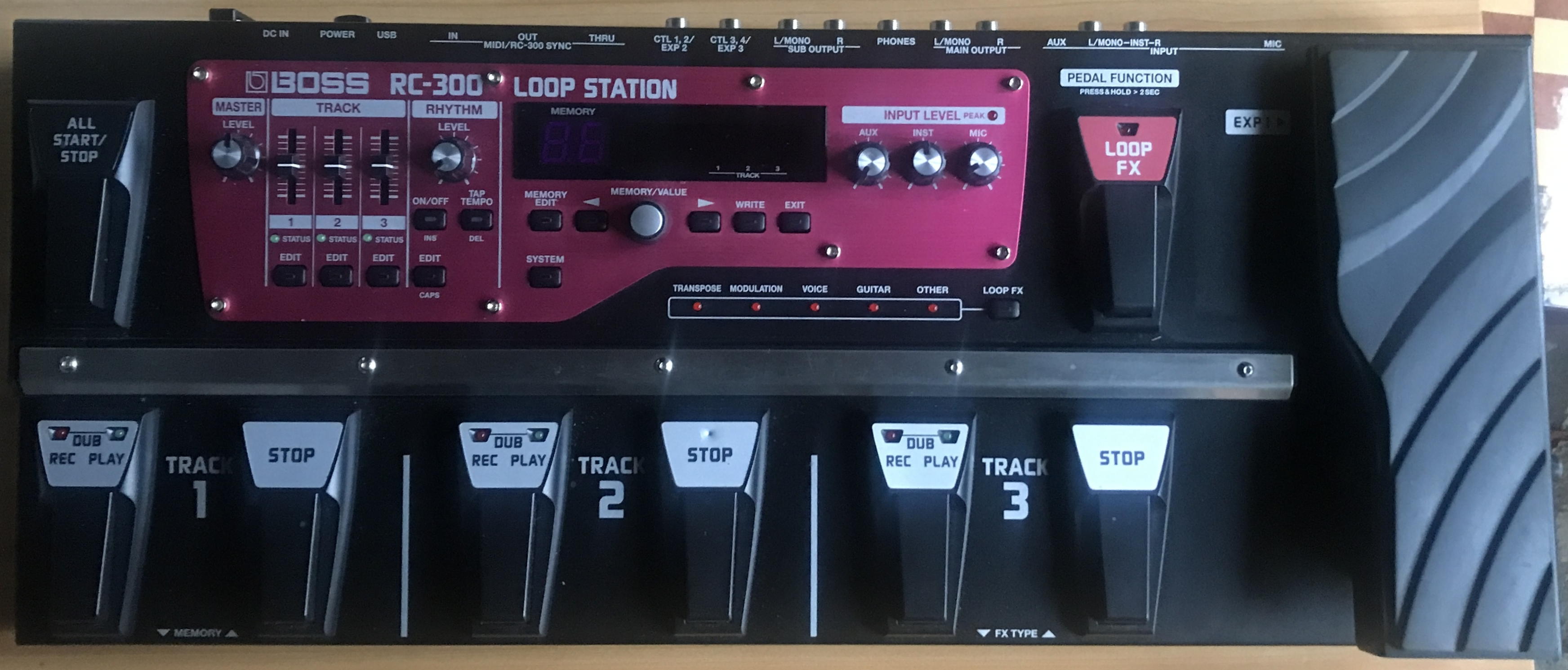 RC-300 Loop Station - Boss RC-300 Loop Station - Audiofanzine