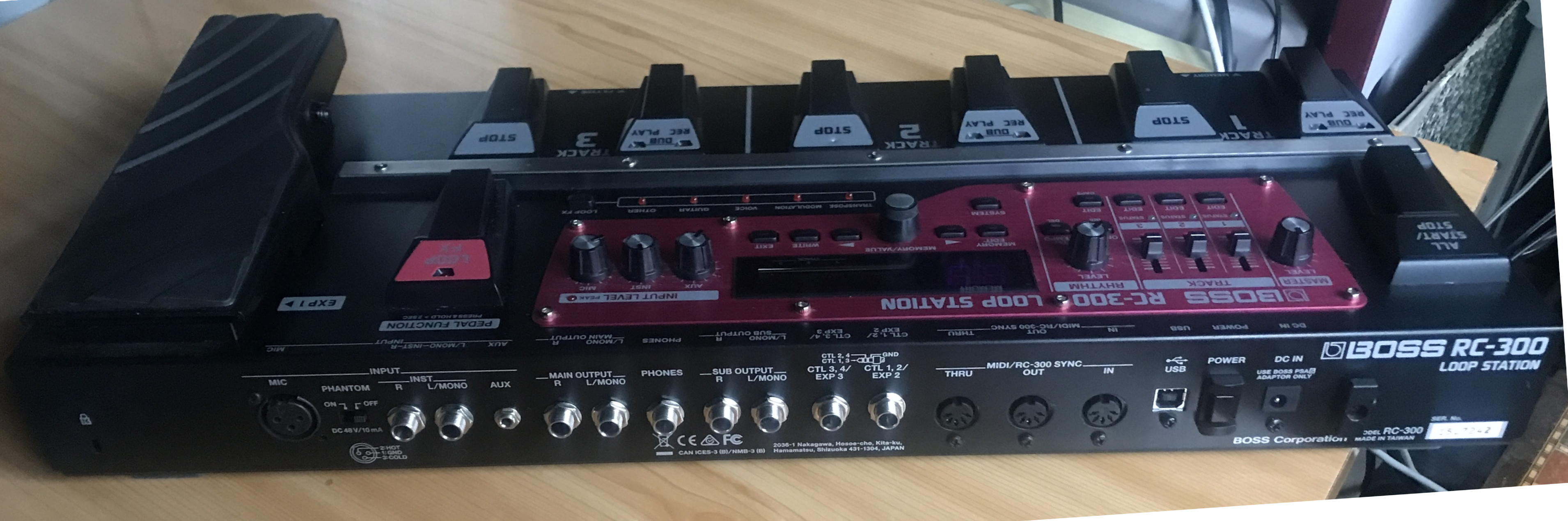 RC-300 Loop Station - Boss RC-300 Loop Station - Audiofanzine