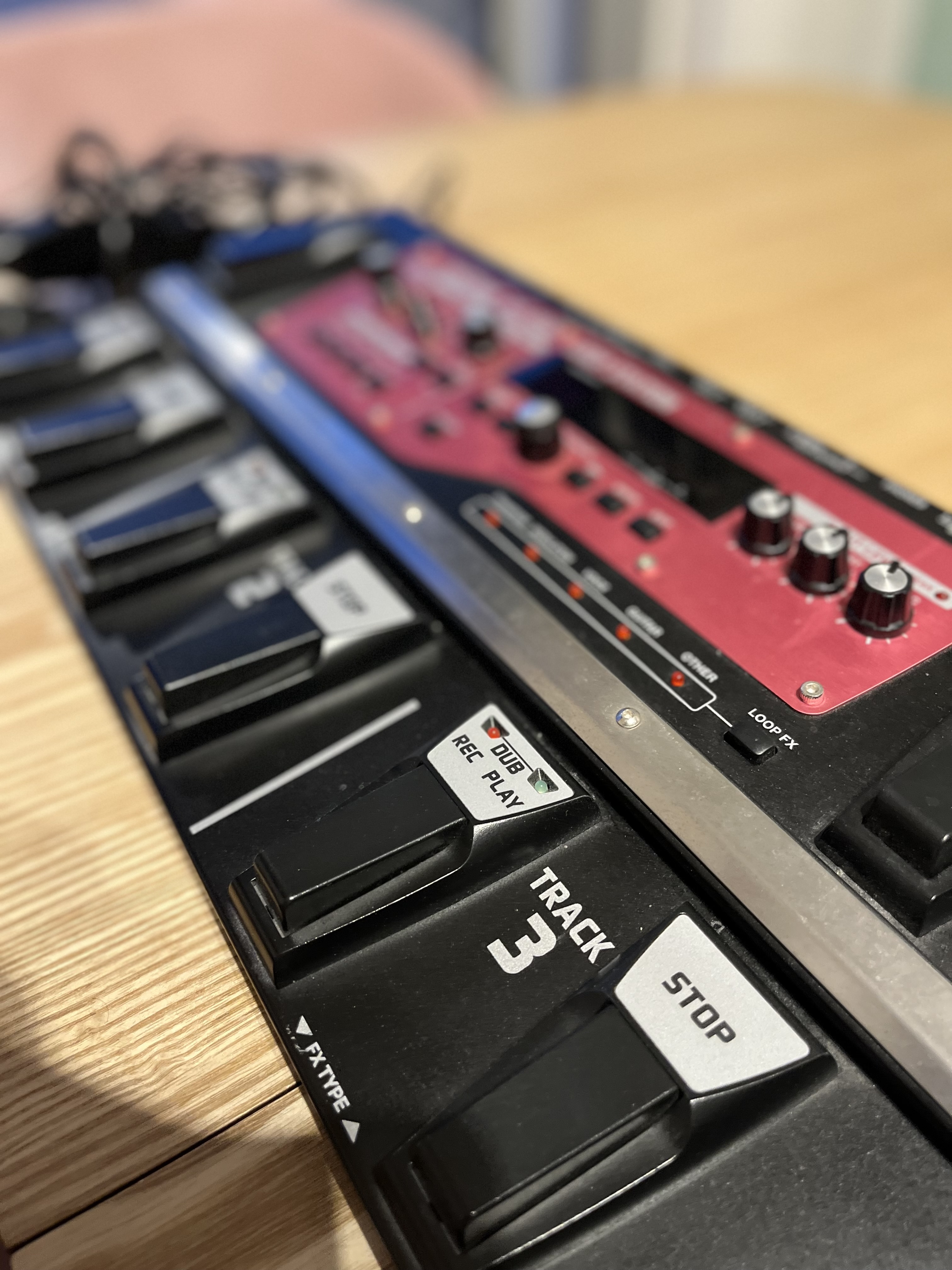 RC-300 Loop Station - Boss RC-300 Loop Station - Audiofanzine