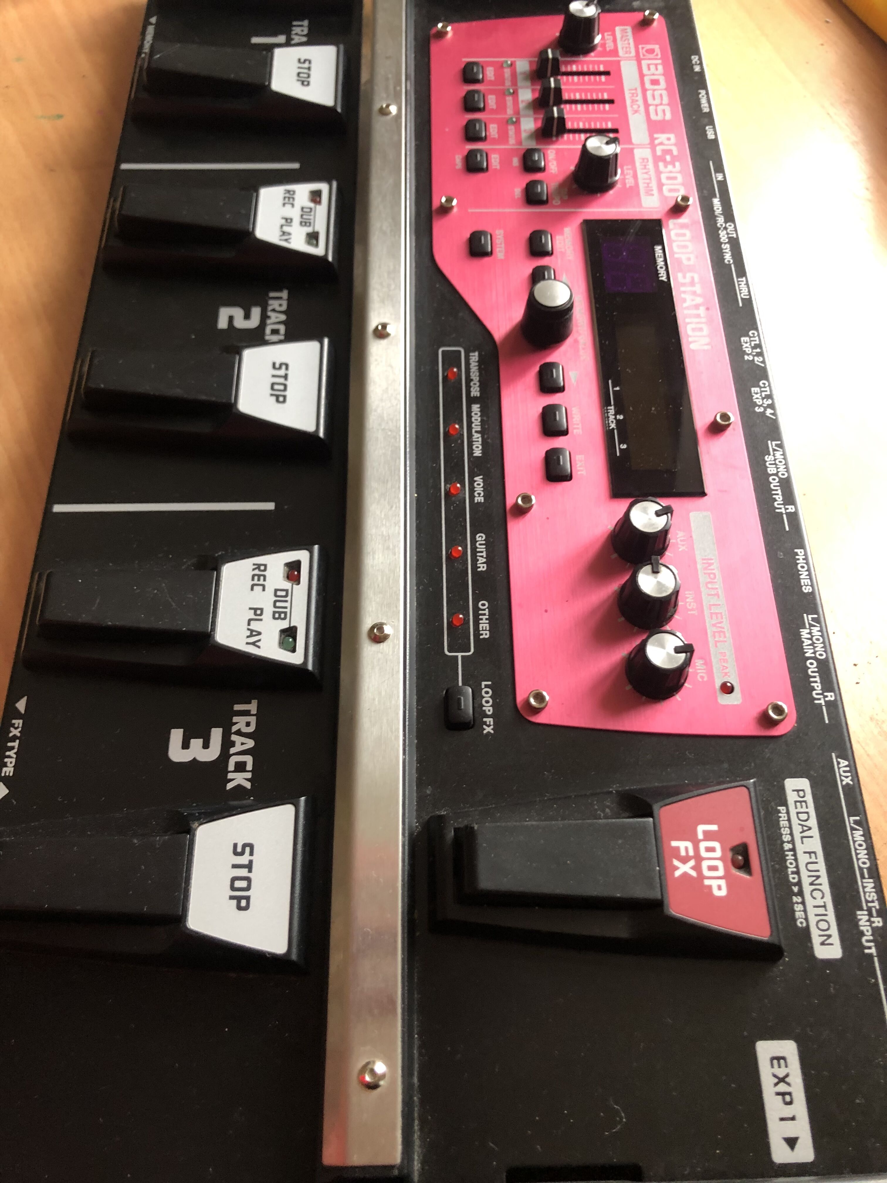 RC-300 Loop Station - Boss RC-300 Loop Station - Audiofanzine
