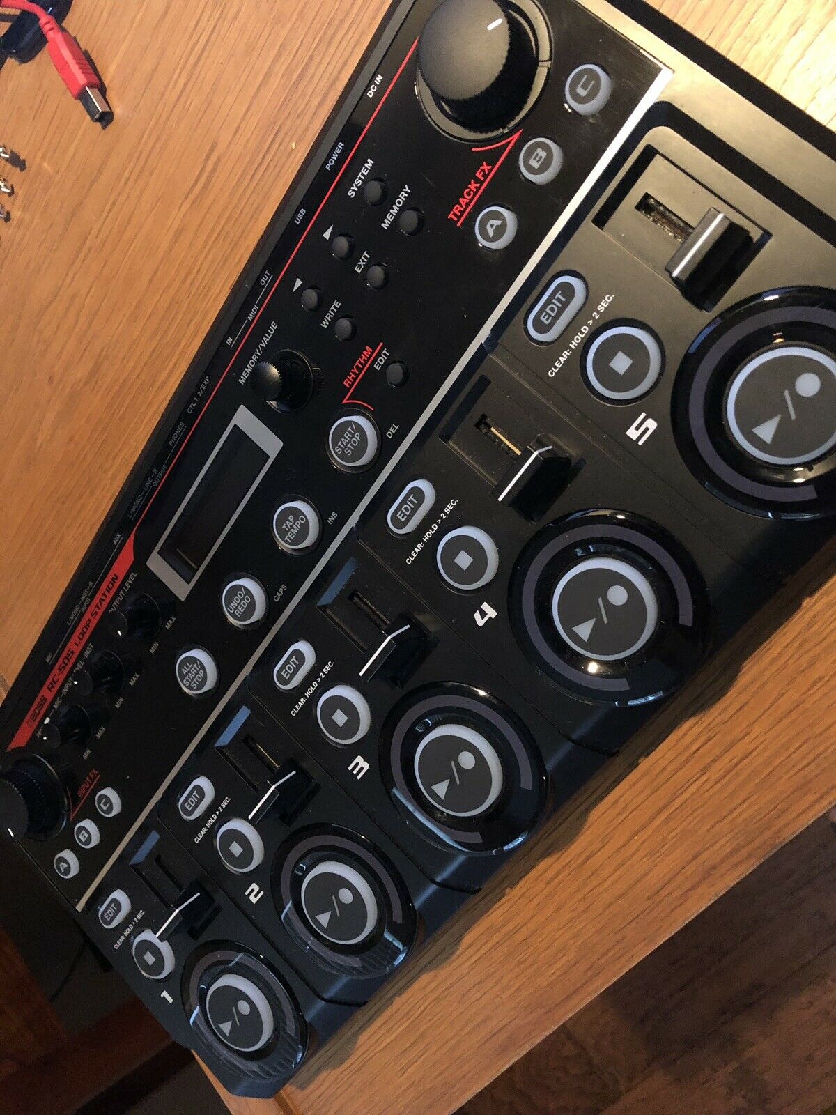 RC-505 Loop Station - Boss RC-505 Loop Station - Audiofanzine